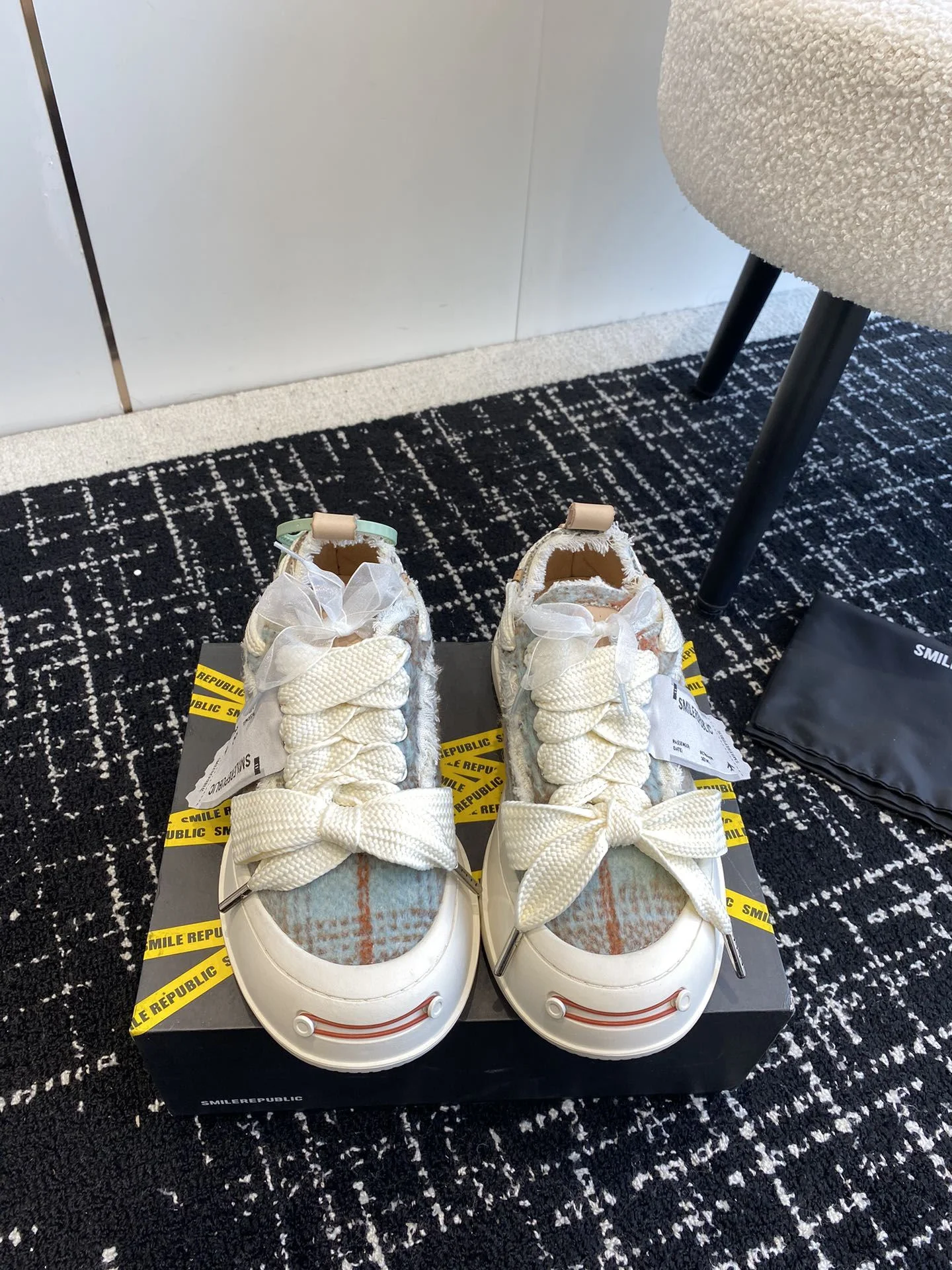 Smilerepublic Shoes
