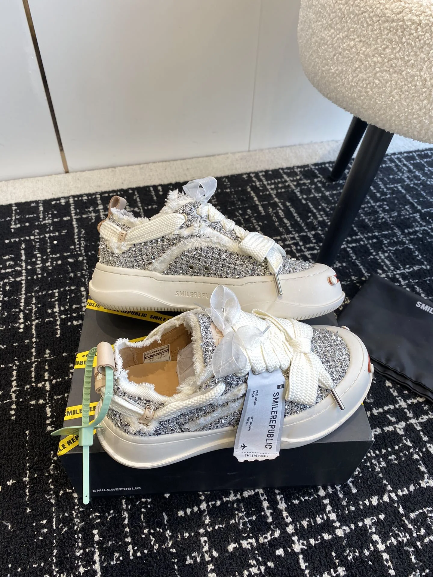Official Smilerepublic Shoes