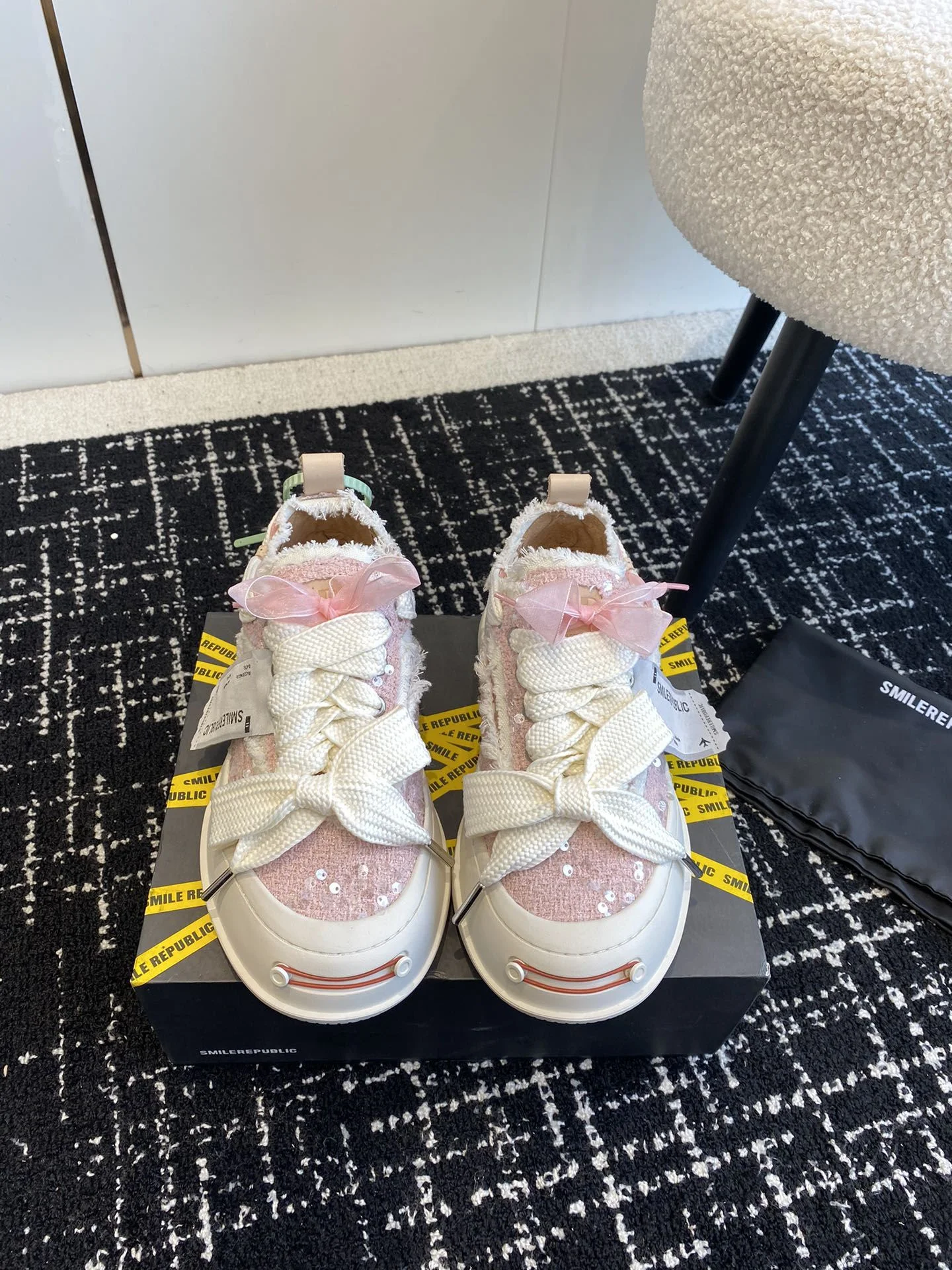 Smilerepublic Shoes