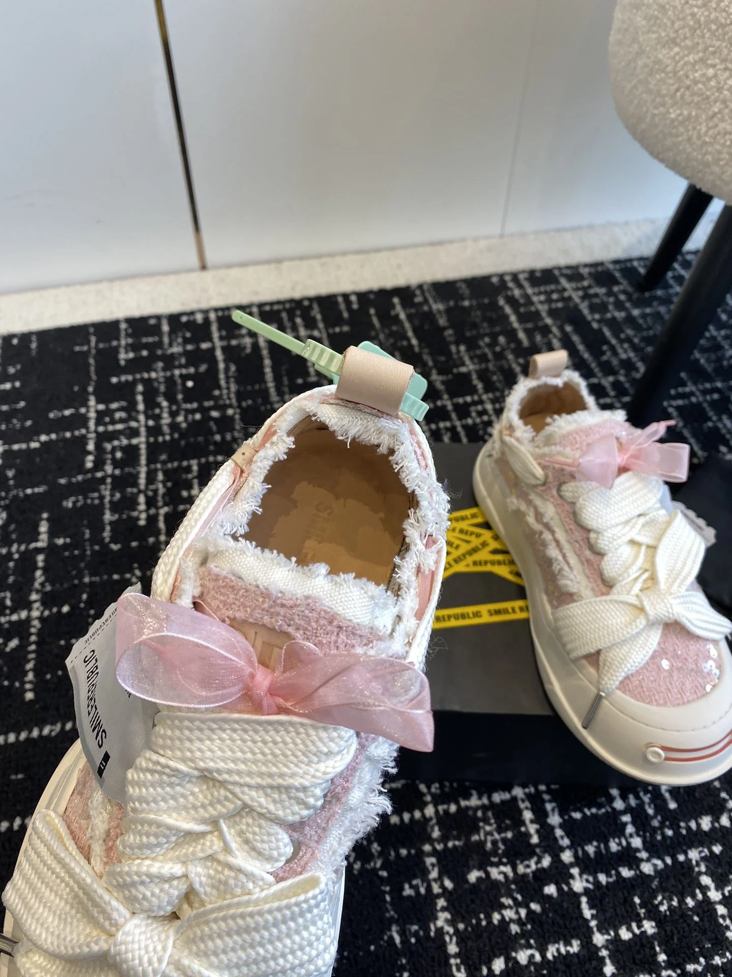 Discounted Smilerepublic Shoes