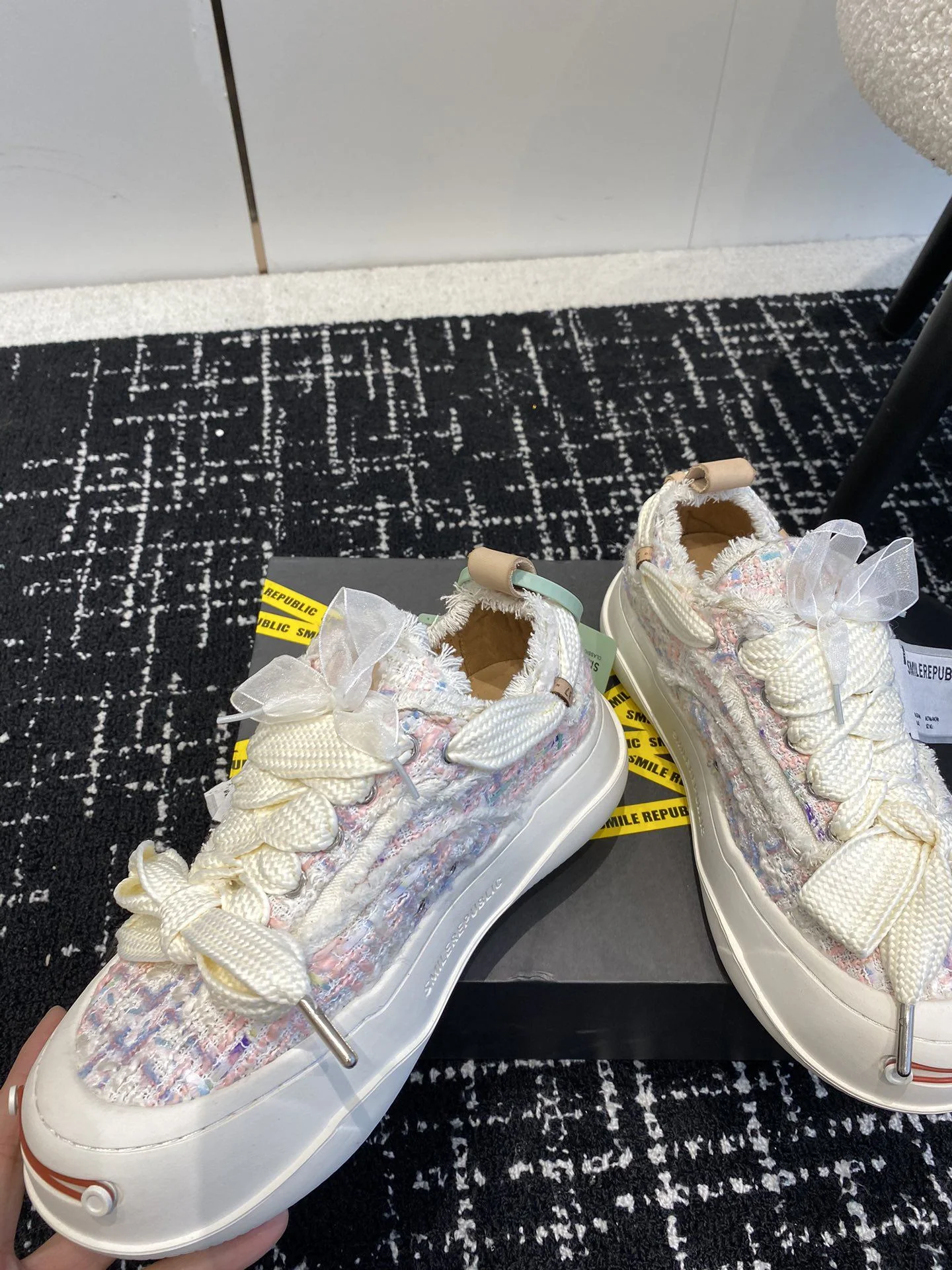 1:1 copy Smilerepublic Shoes