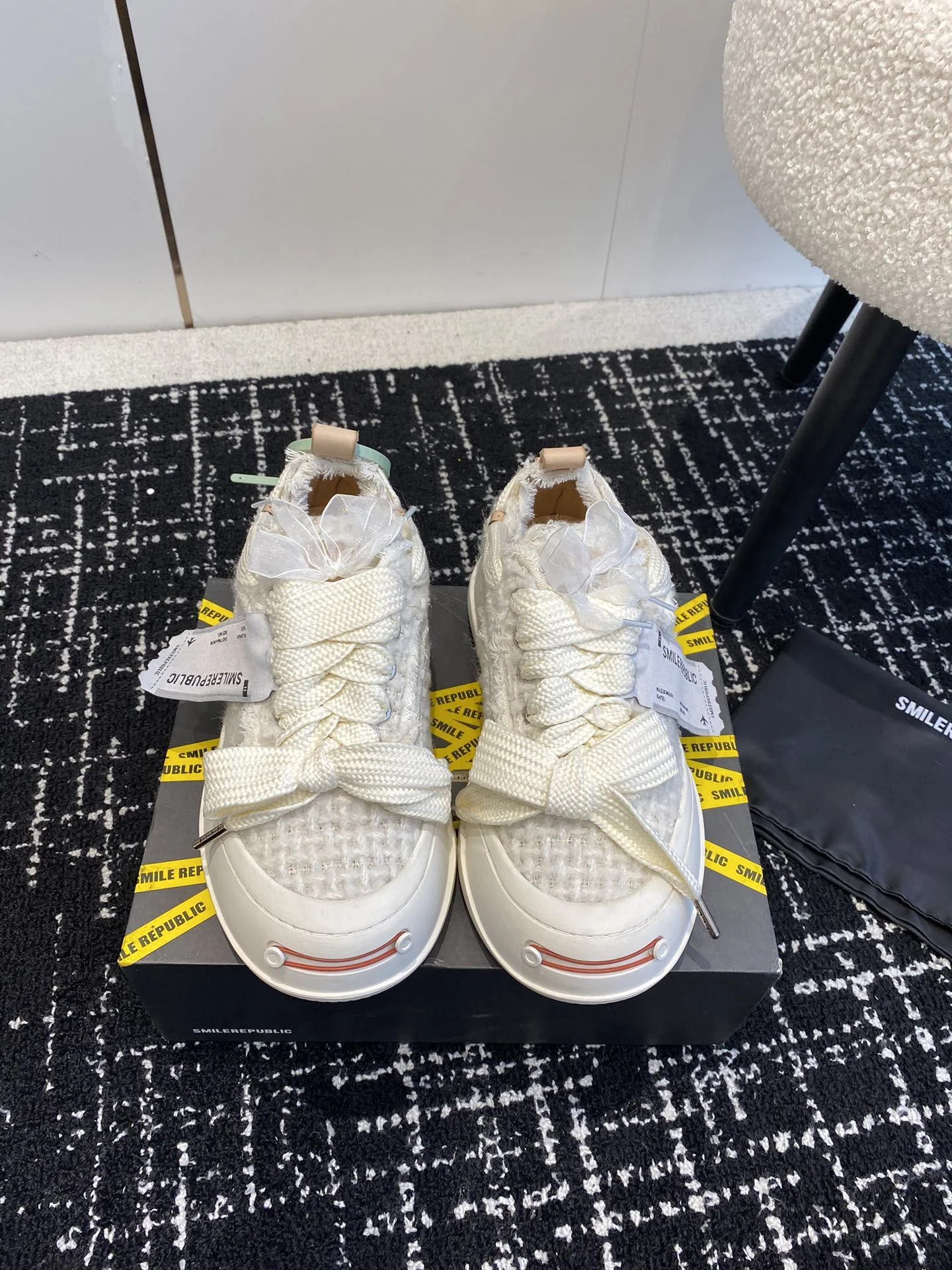 Smilerepublic Shoes