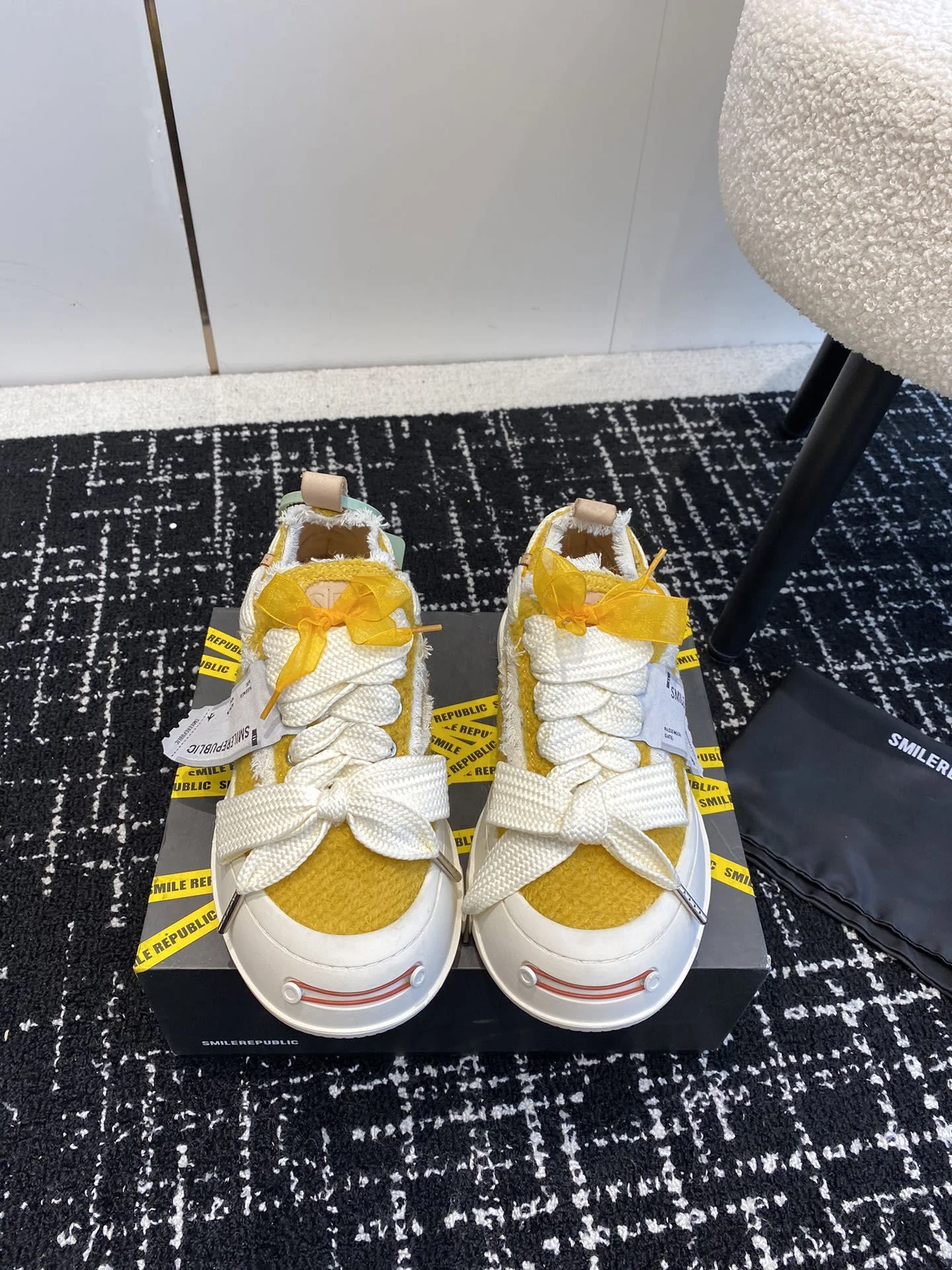 Smilerepublic Shoes