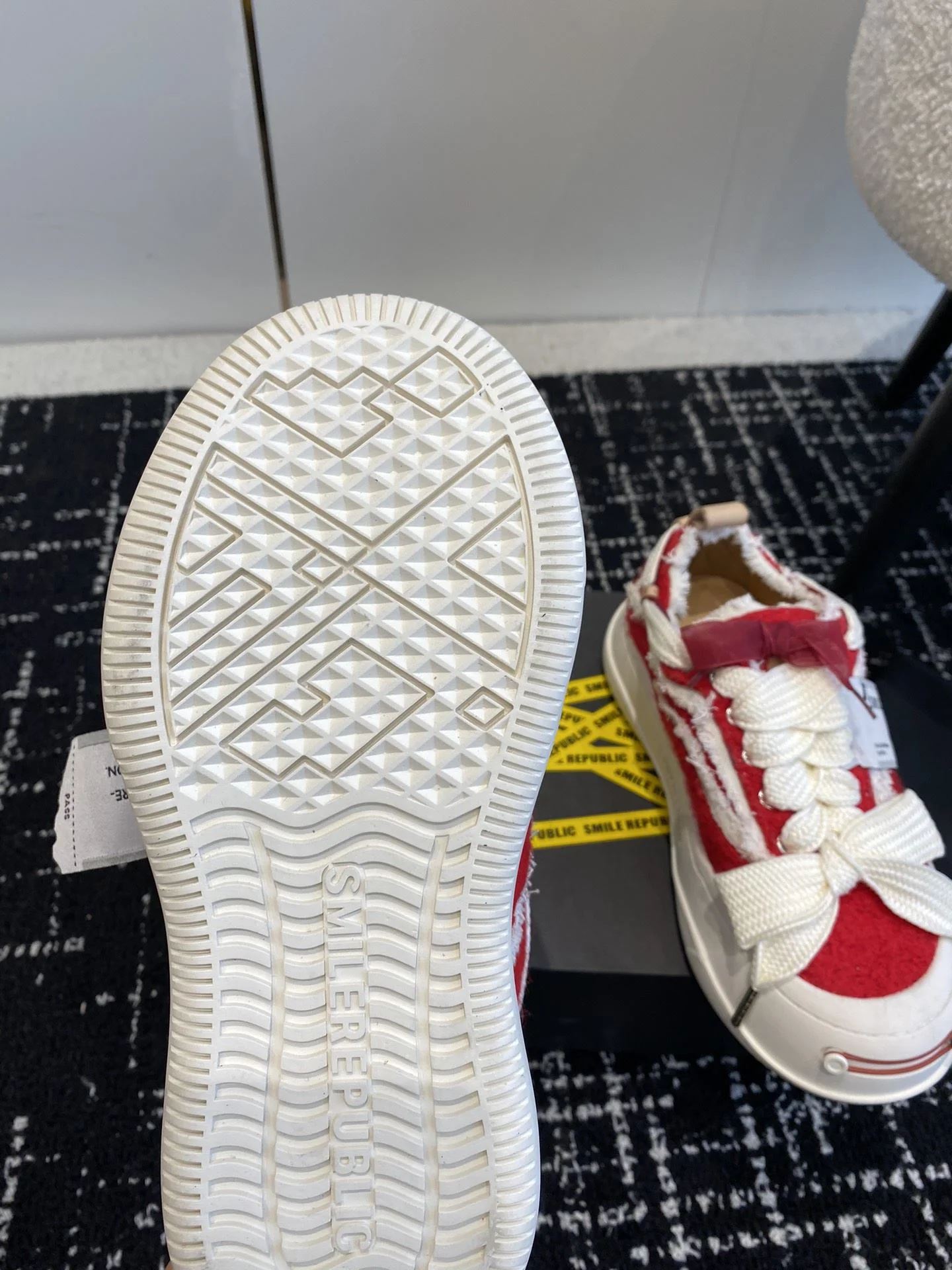 Brand-authenticated Smilerepublic Shoes
