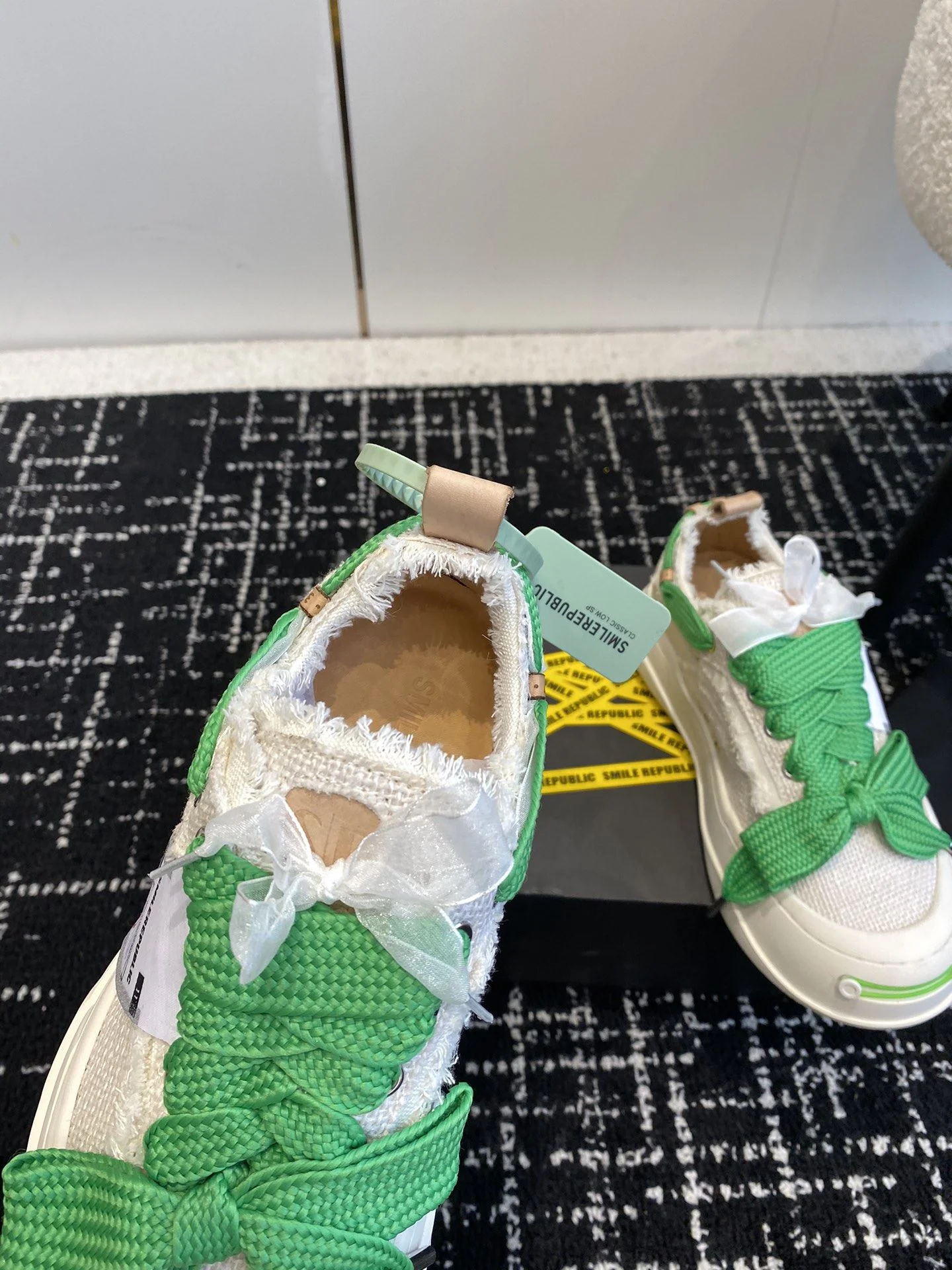 Smilerepublic Shoes