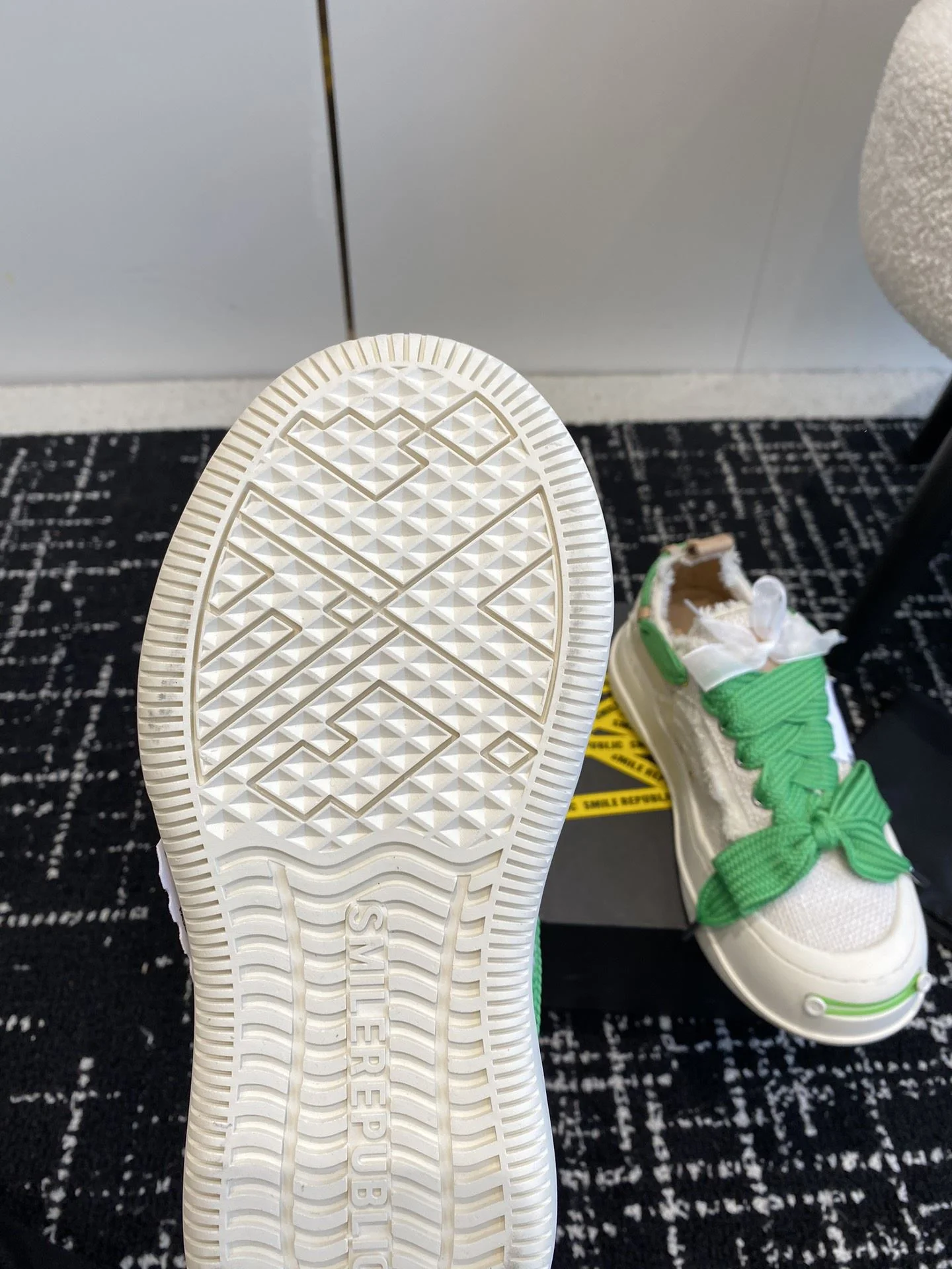 Smilerepublic Shoes