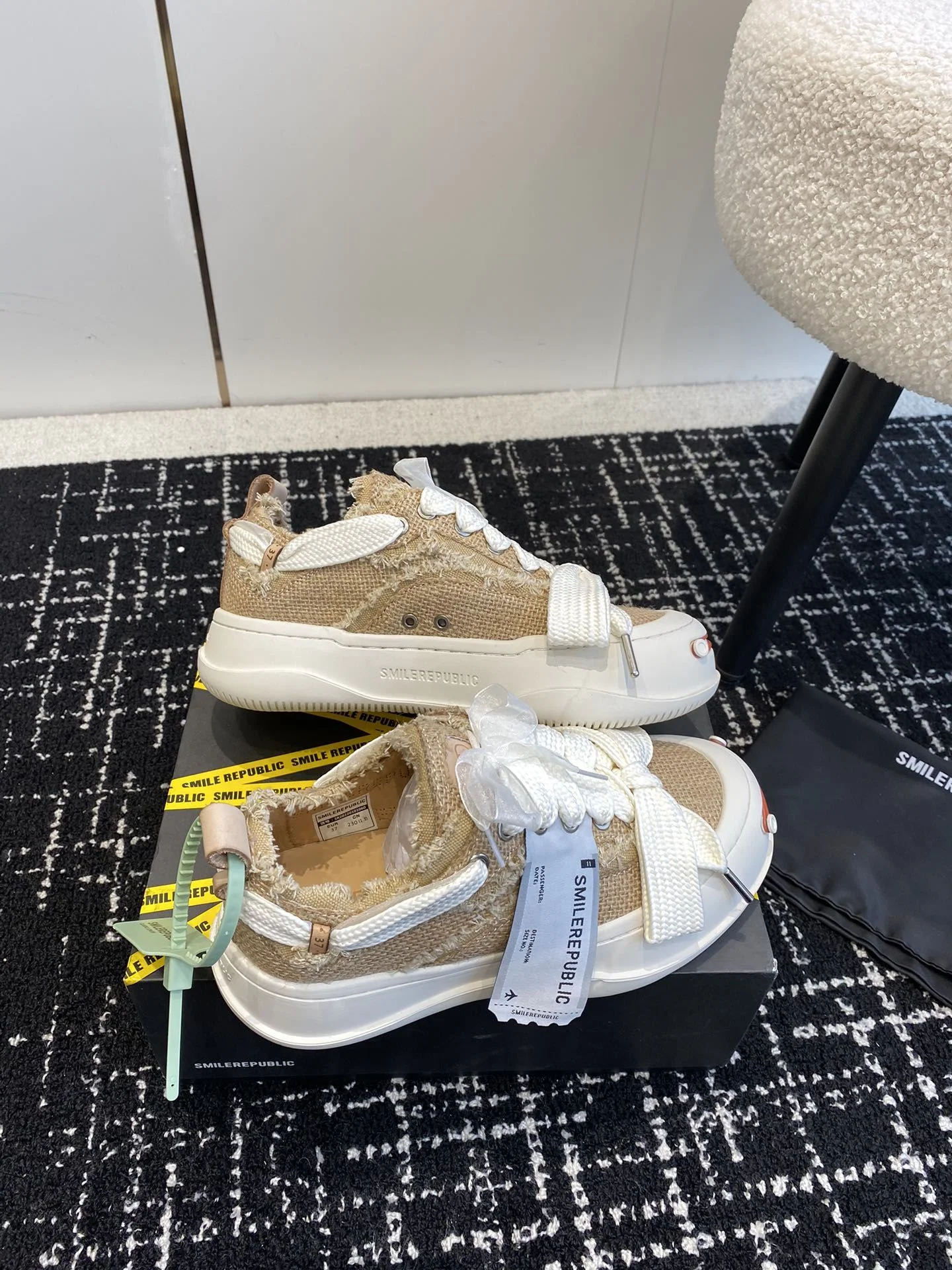 Official Smilerepublic Shoes