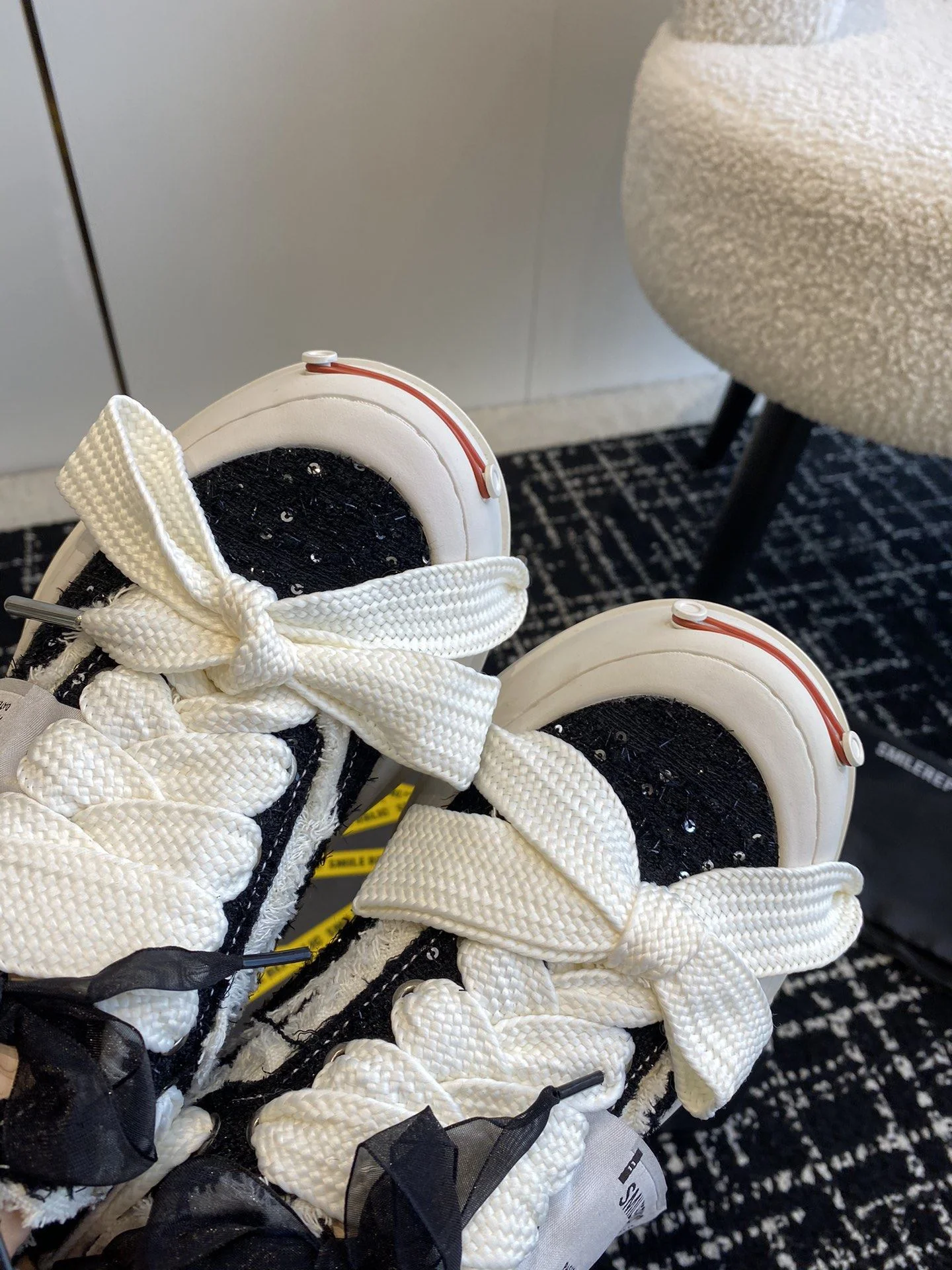 Indistinguishable Smilerepublic Shoes