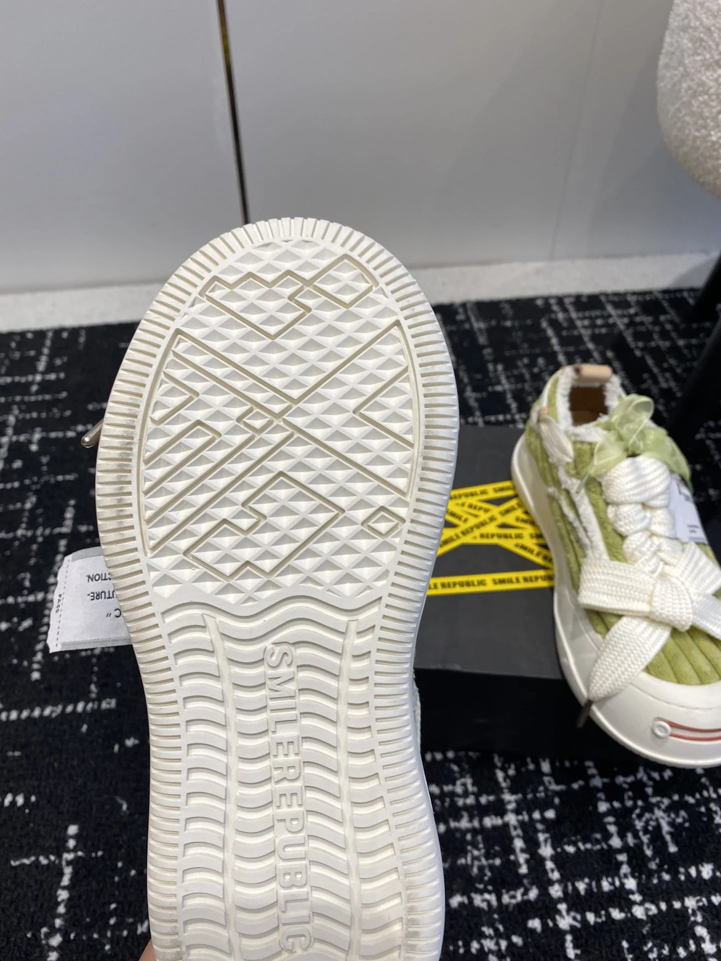 Factory-made Smilerepublic Shoes