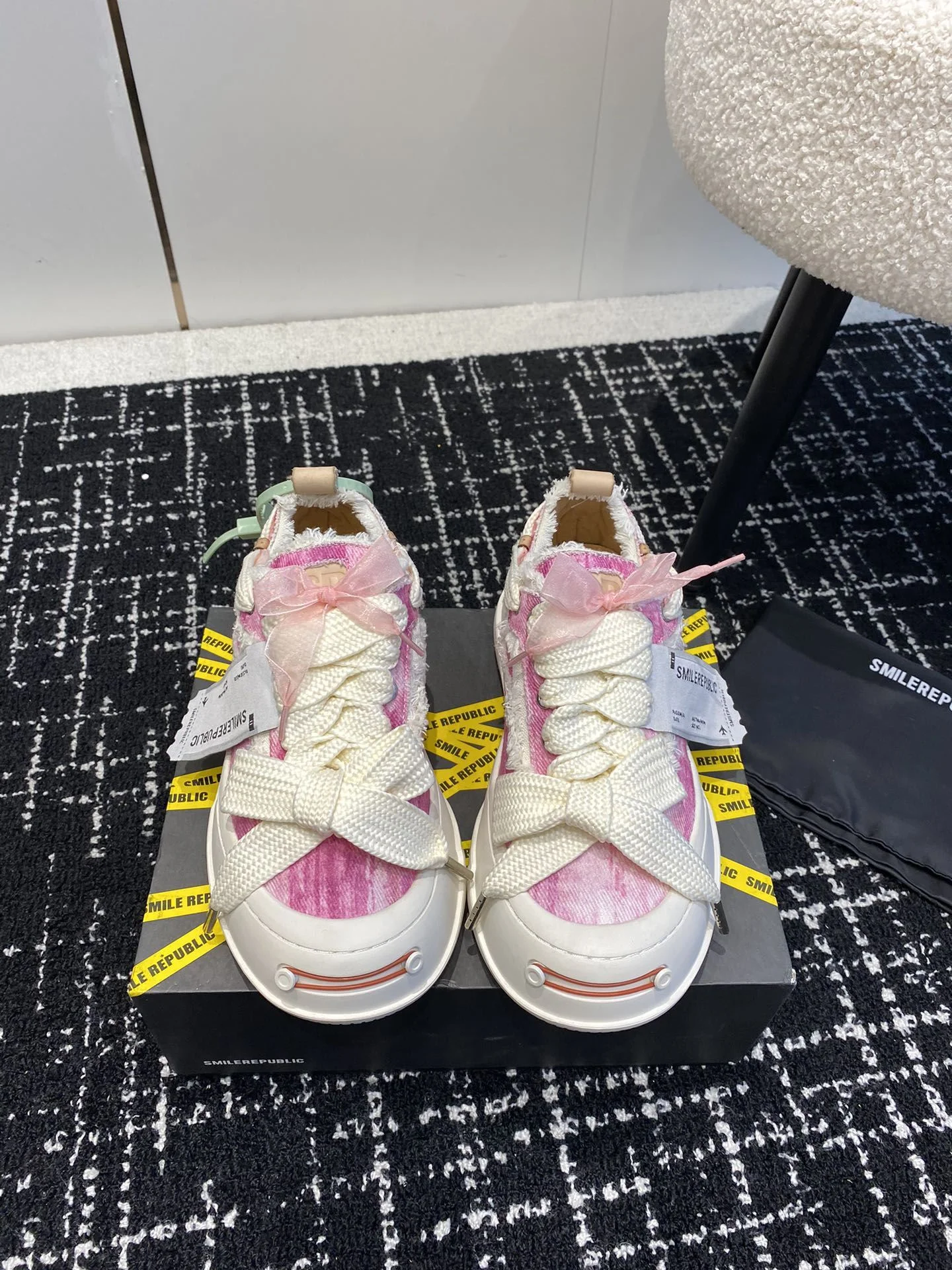 Smilerepublic Shoes