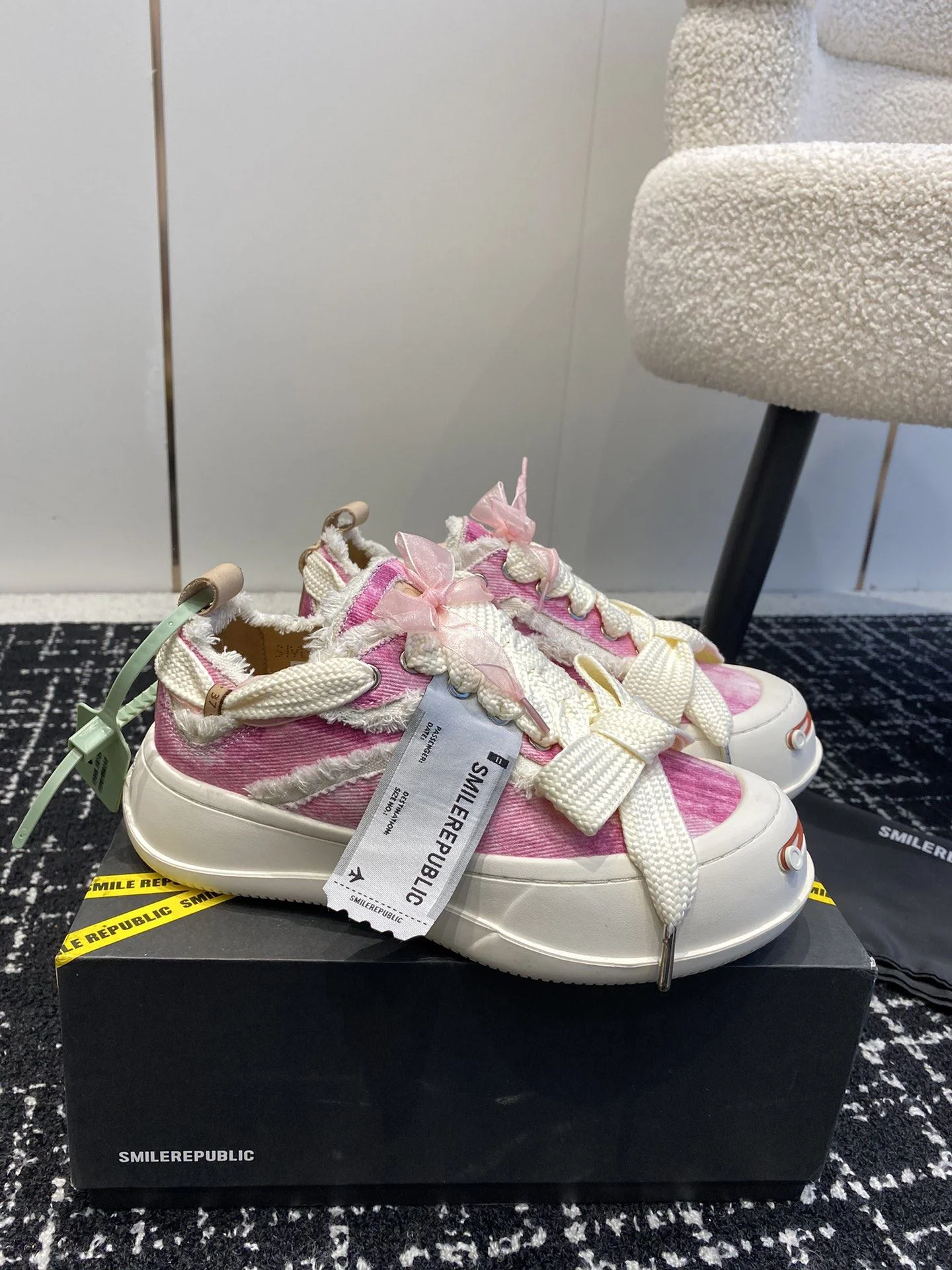 OEM Smilerepublic Shoes