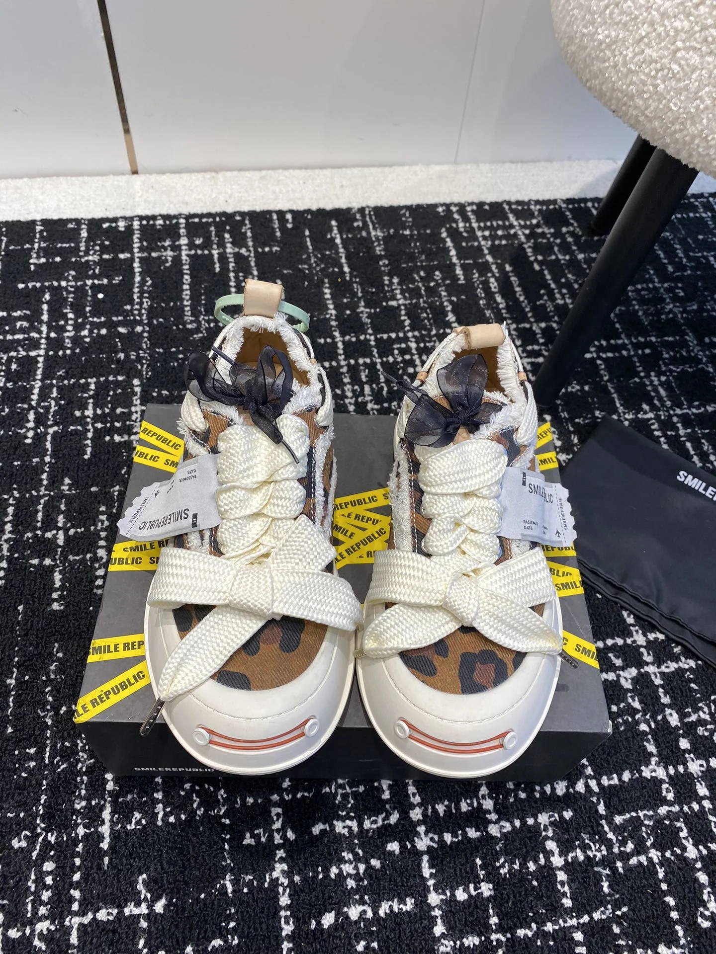 Smilerepublic Shoes