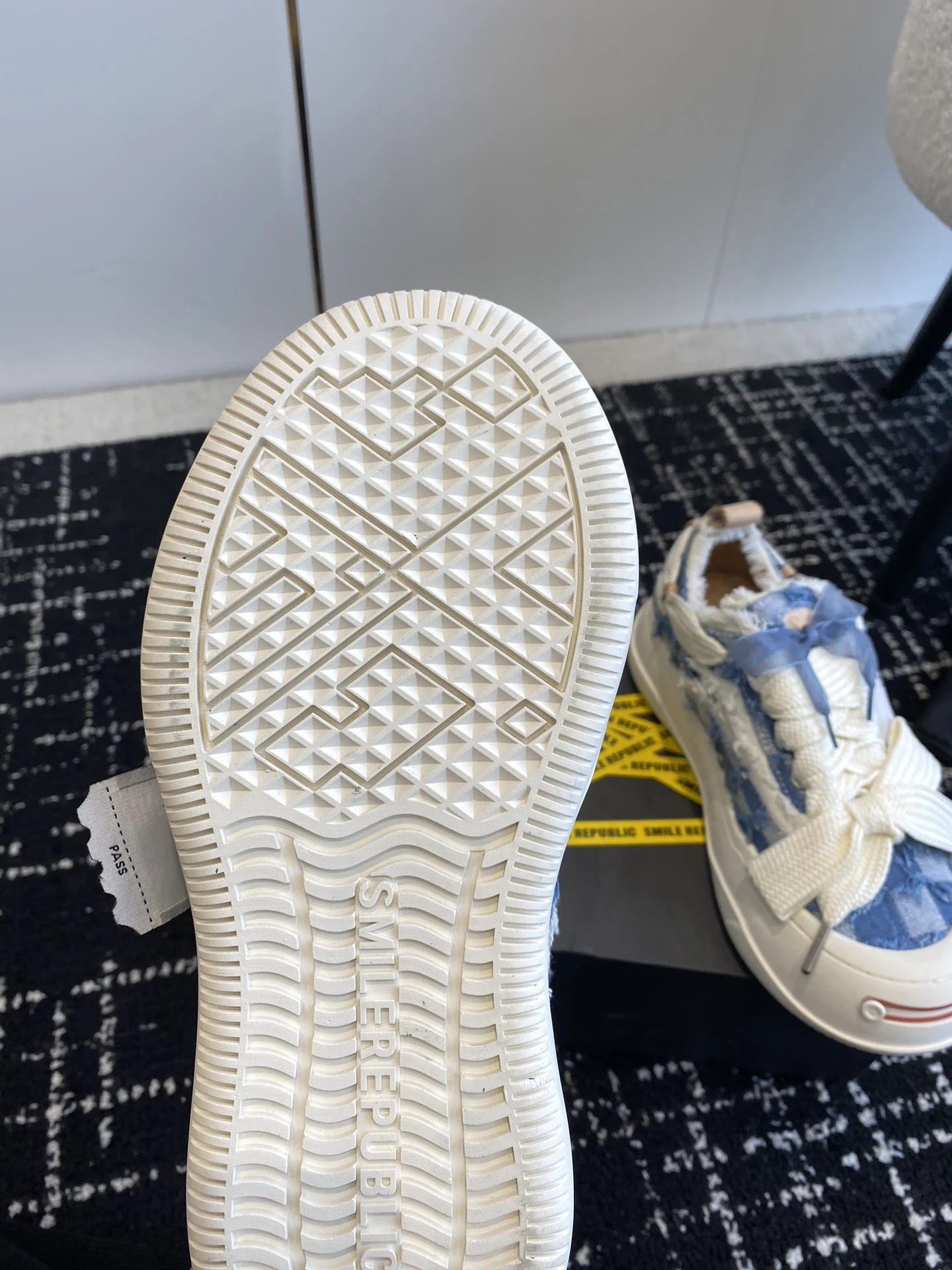 Mirror quality Smilerepublic Shoes