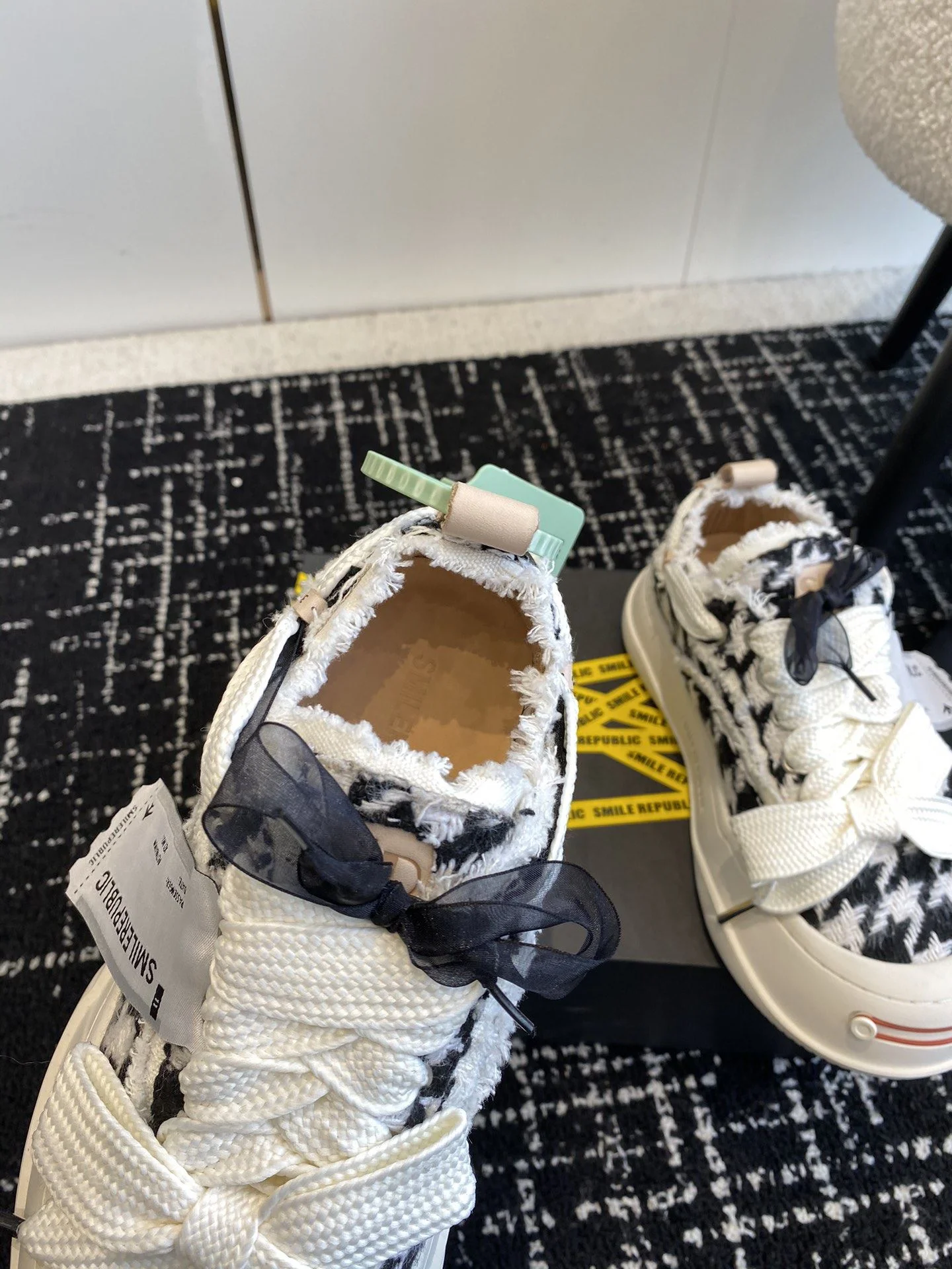 Cut-rate Smilerepublic Shoes