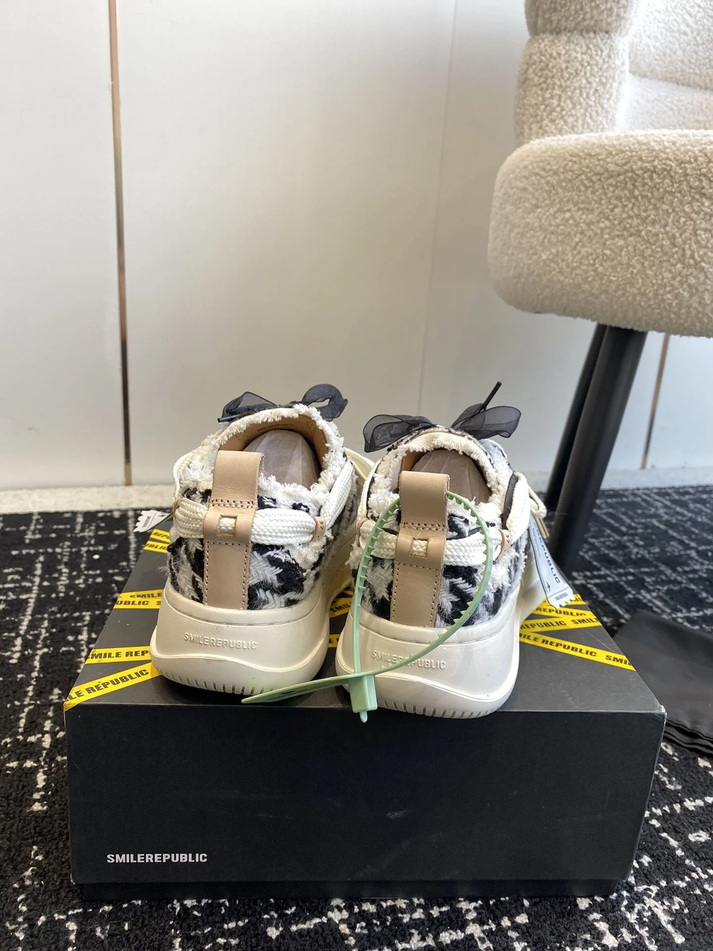 Cut-rate Smilerepublic Shoes