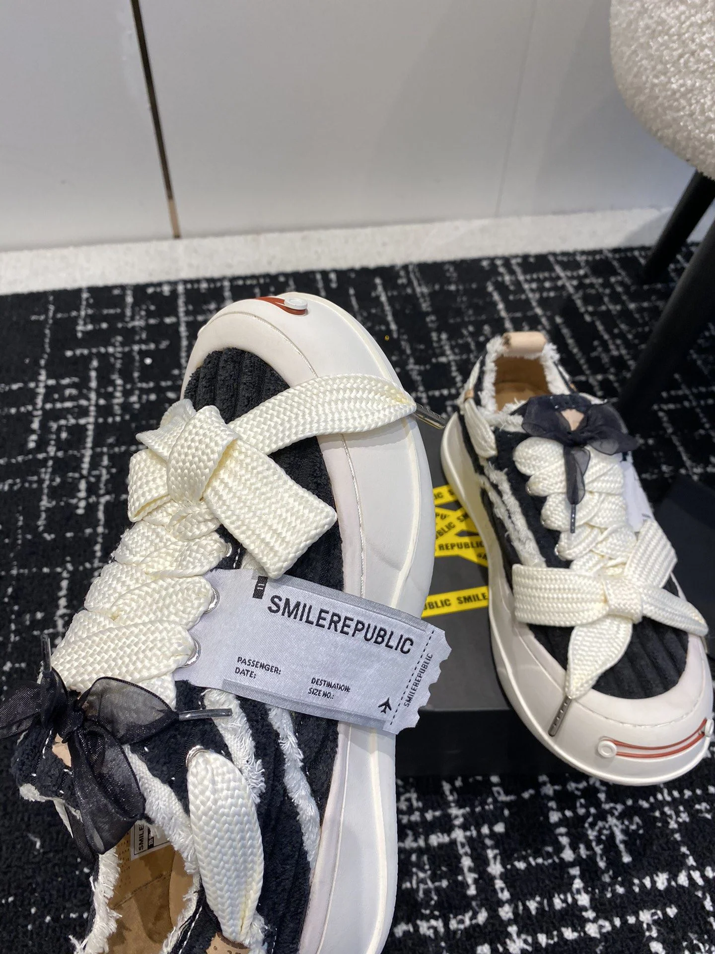 Authentic Smilerepublic Shoes