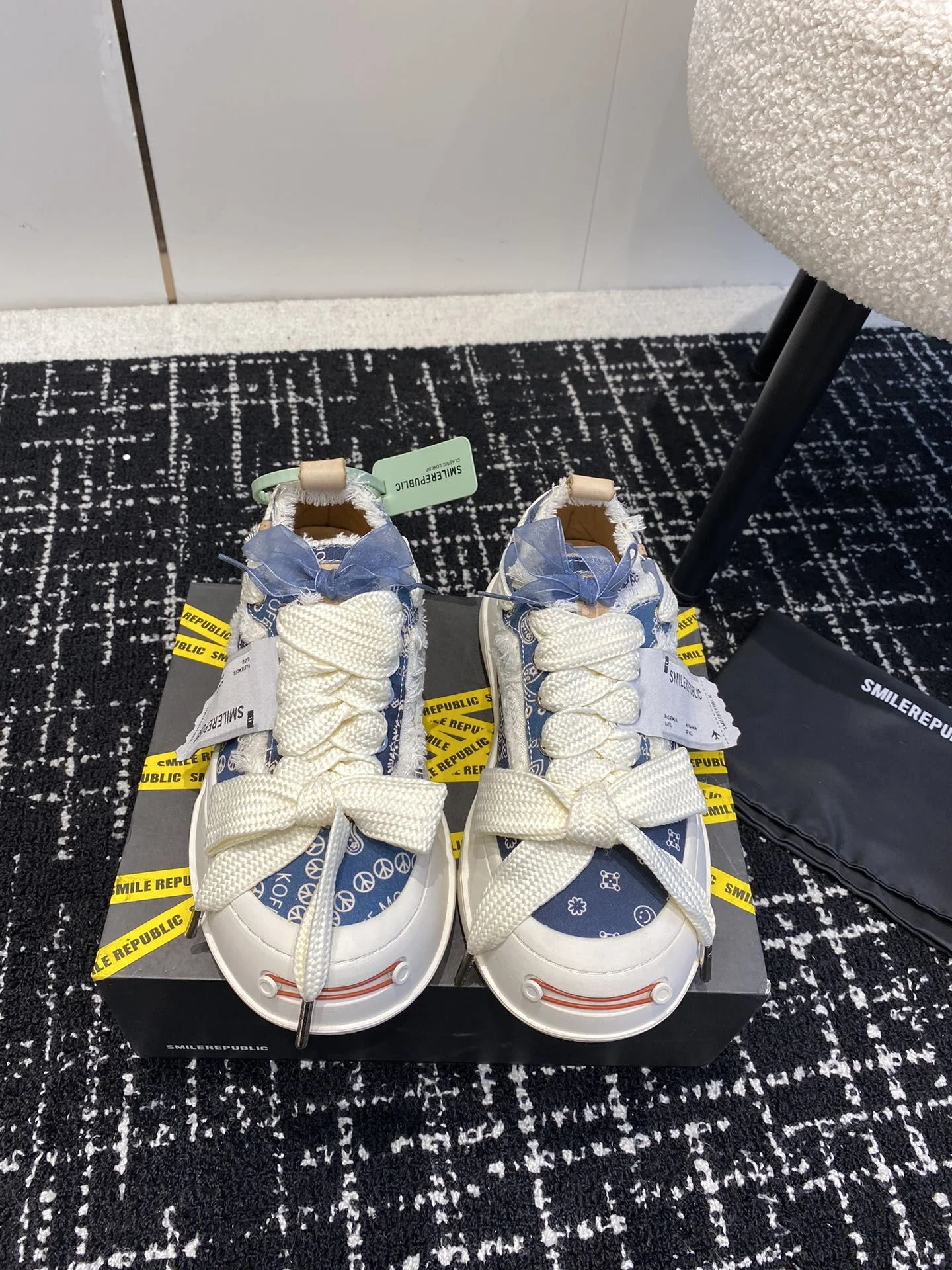 Smilerepublic Shoes