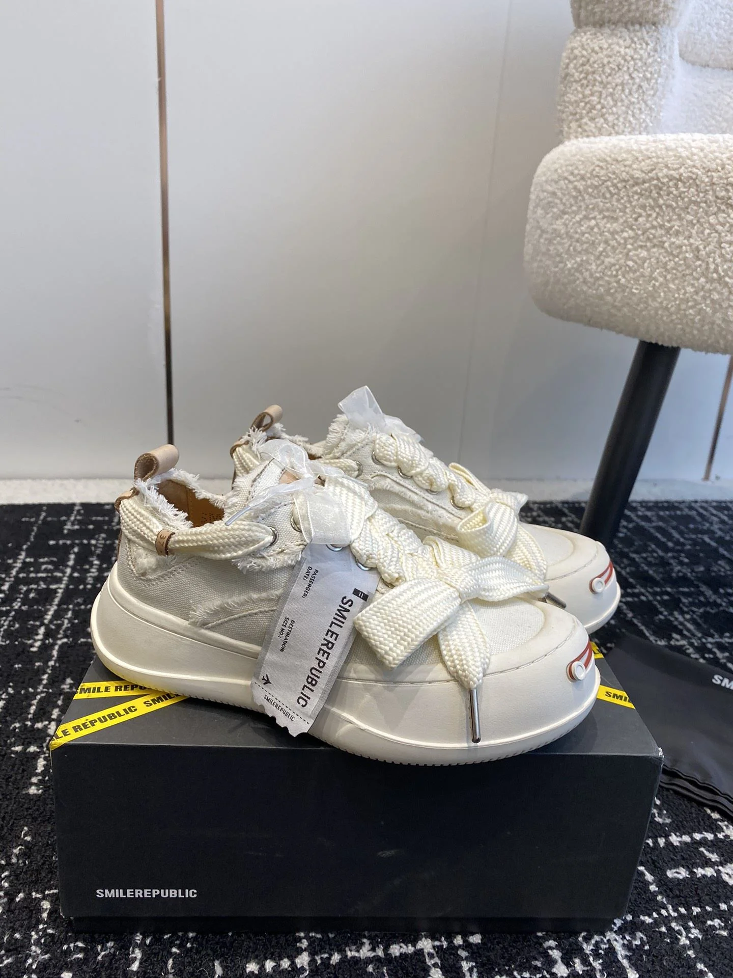 Original Smilerepublic Shoes