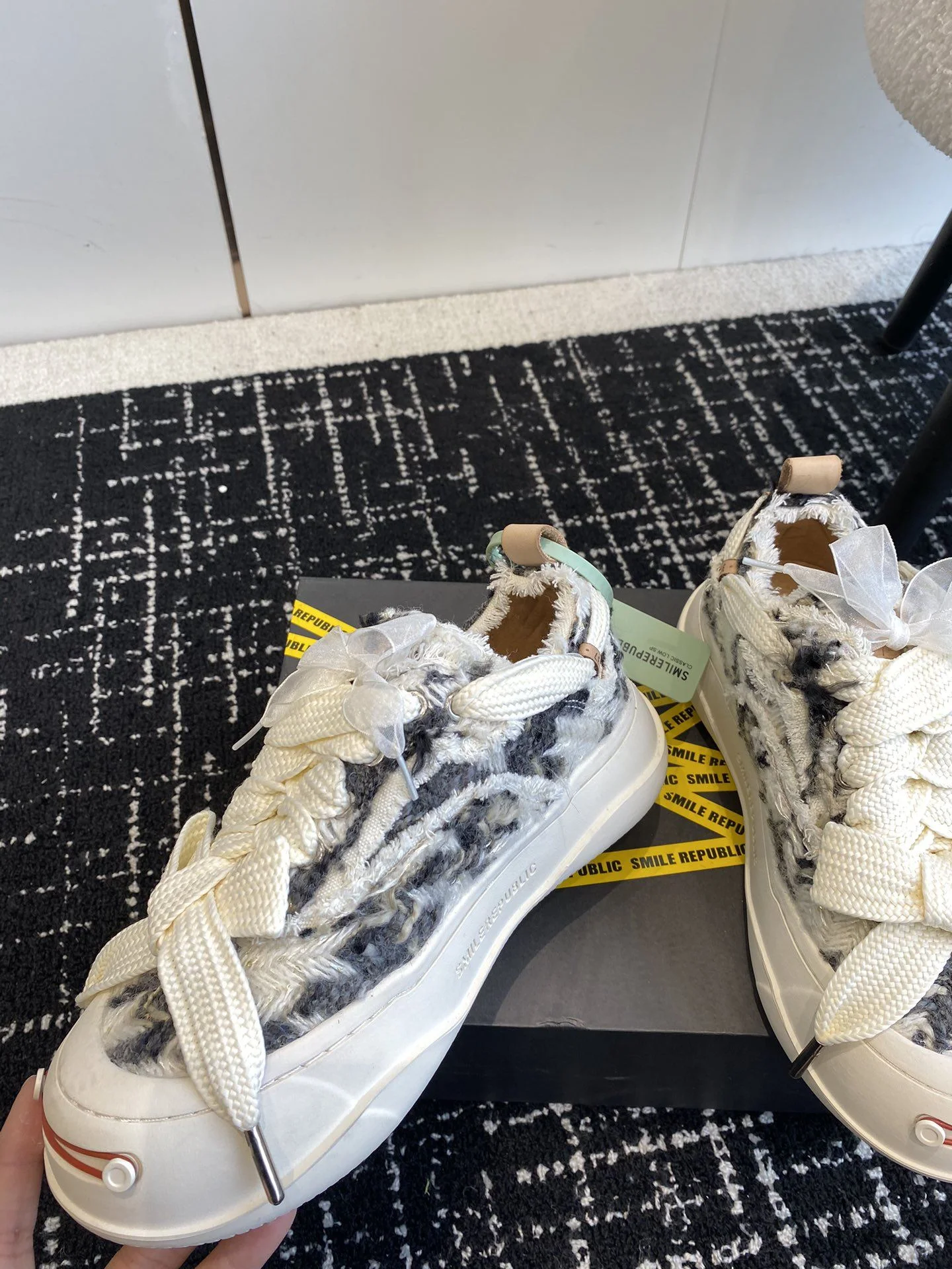 Mirror quality Smilerepublic Shoes