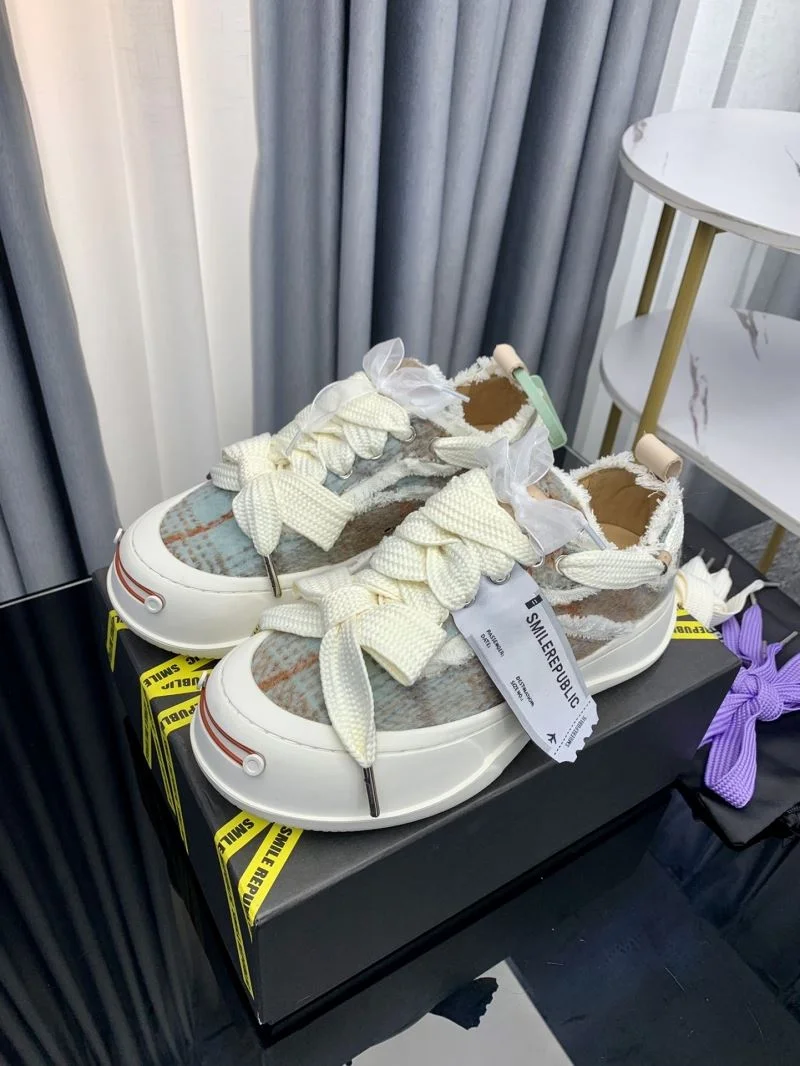 Precise copy Smilerepublic Shoes
