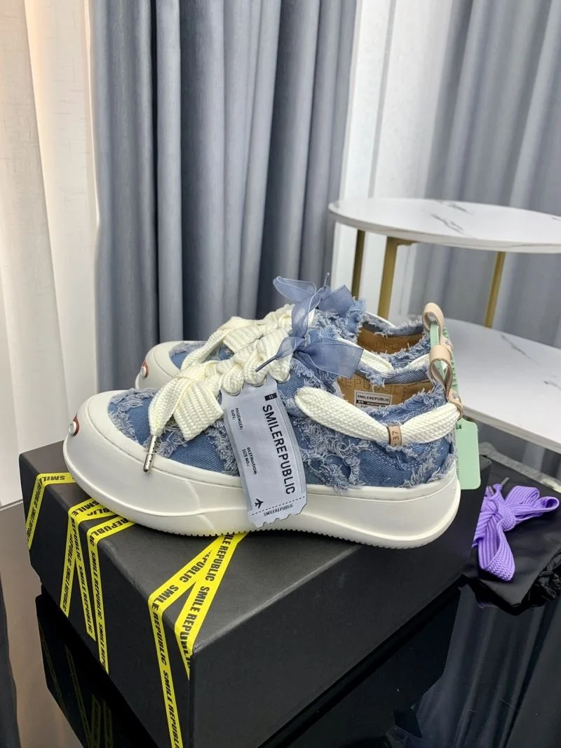 Brand-authenticated Smilerepublic Shoes