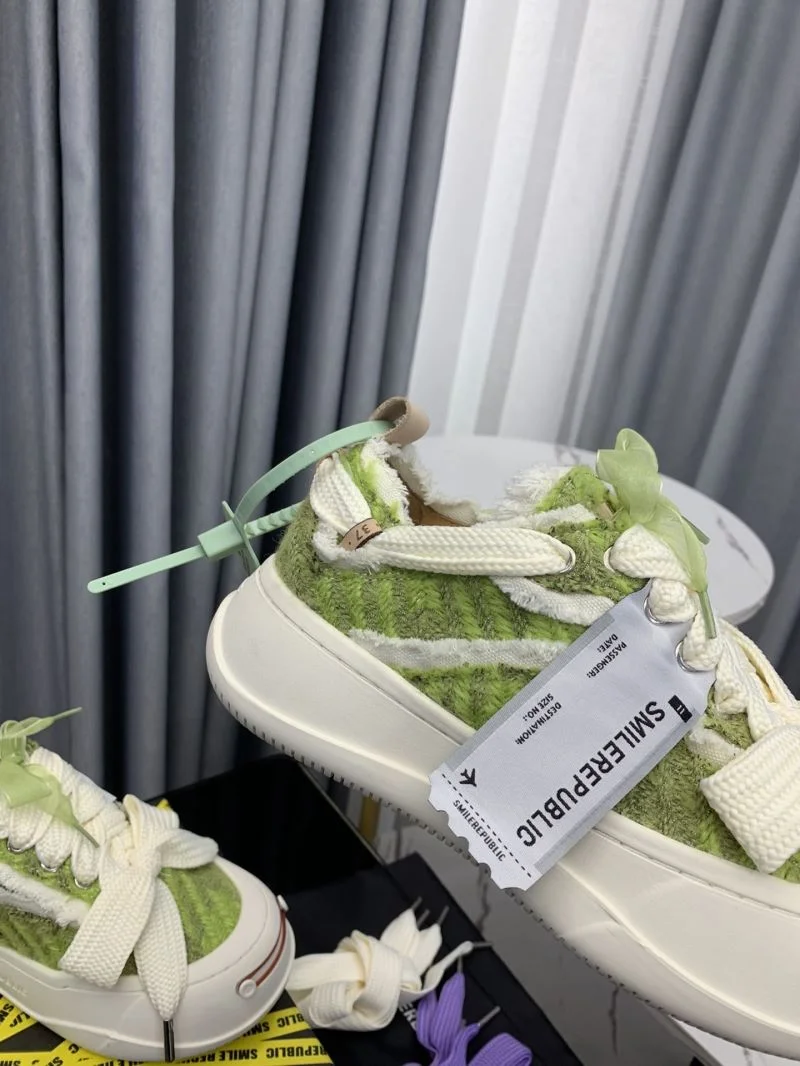 High fidelity Smilerepublic Shoes