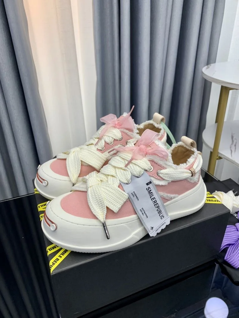 Smilerepublic Shoes