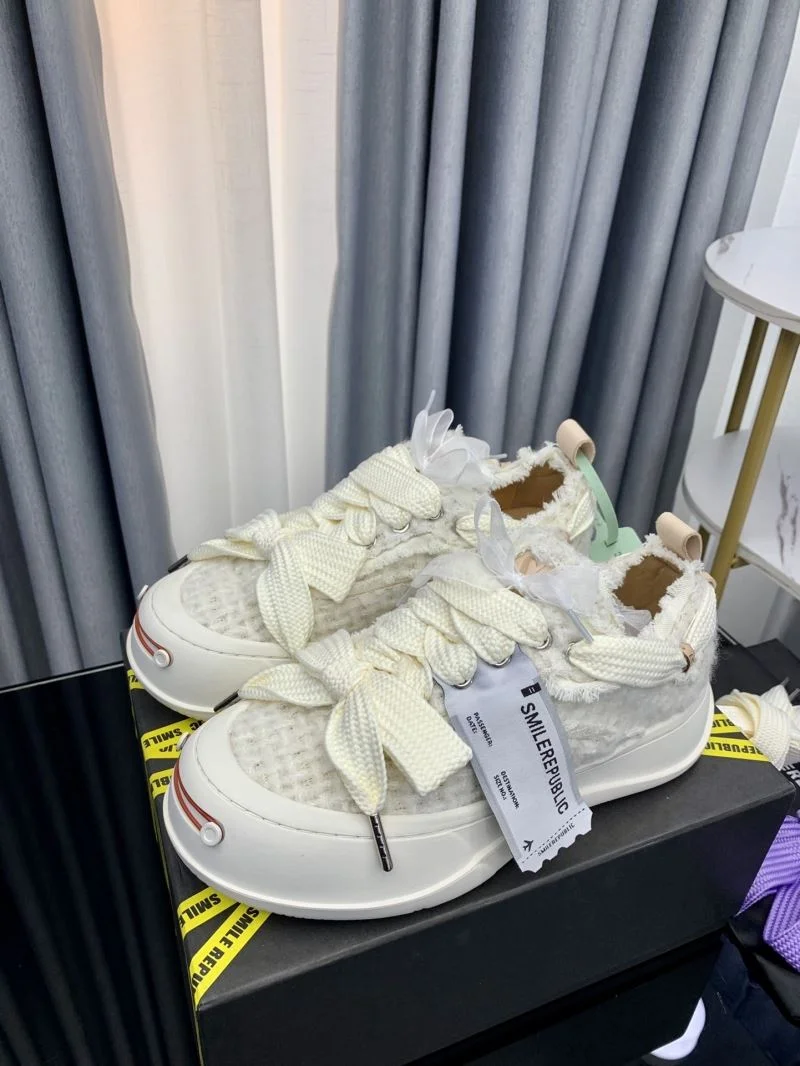Smilerepublic Shoes