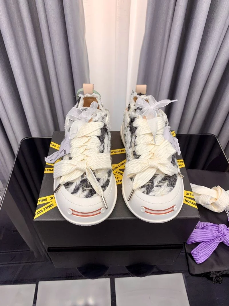 Authentic Smilerepublic Shoes