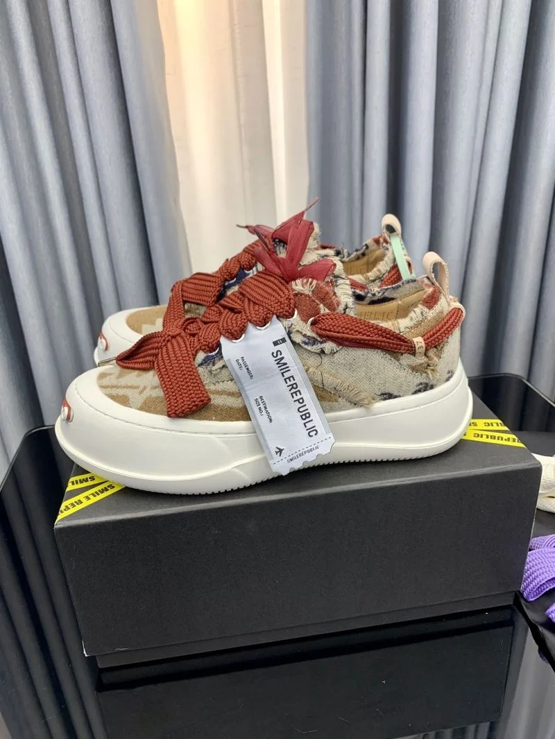 Smilerepublic Shoes