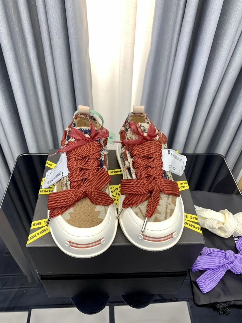 1:1 copy Smilerepublic Shoes