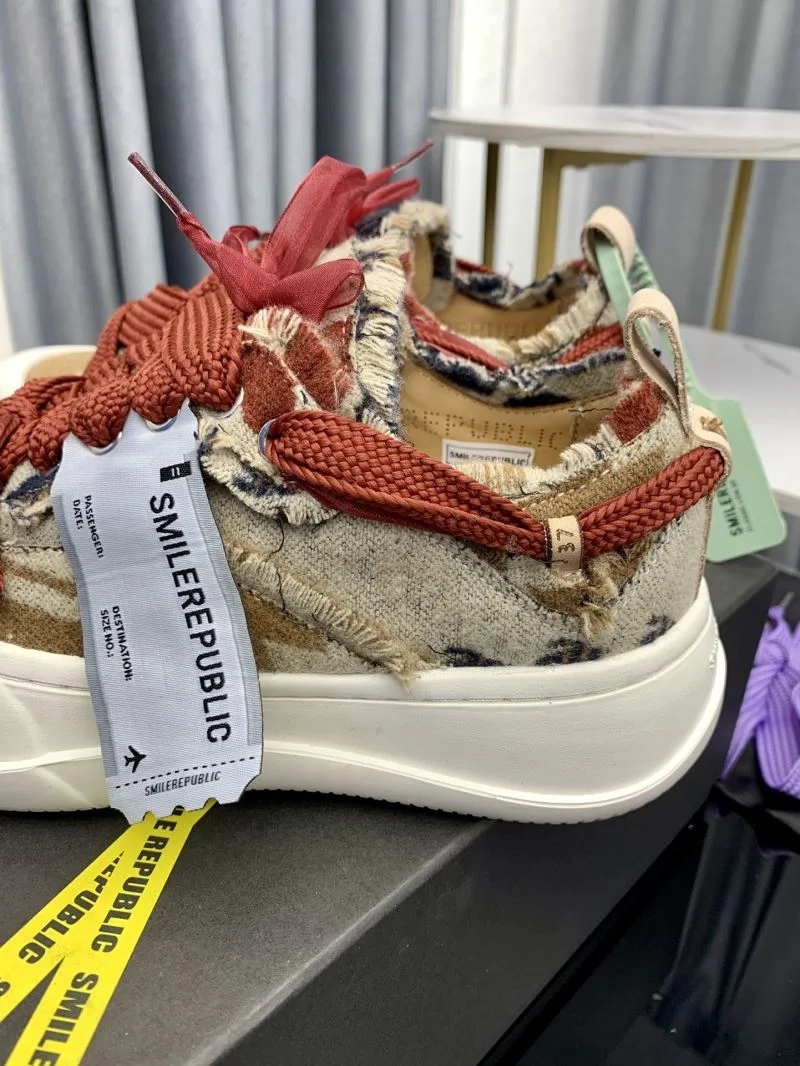 1:1 copy Smilerepublic Shoes