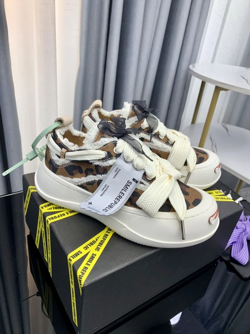 Smilerepublic Shoes