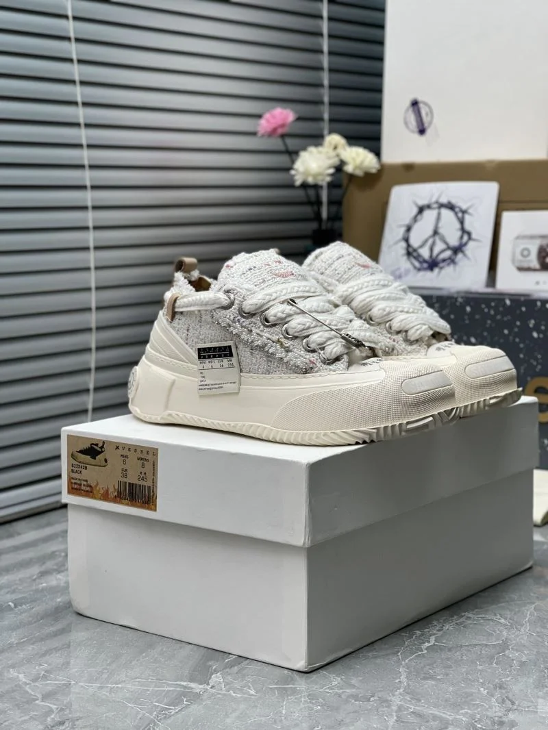 Indistinguishable Smilerepublic Shoes