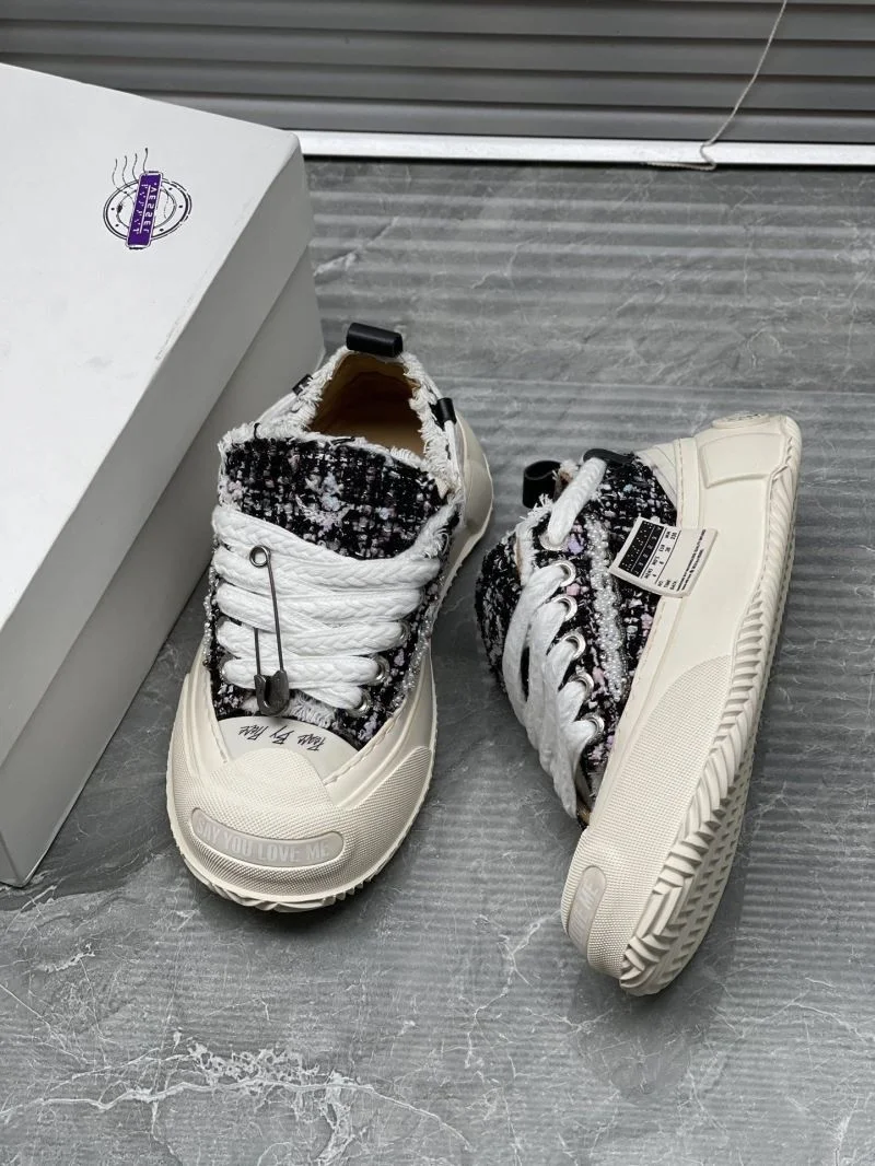 Accurate model Smilerepublic Shoes