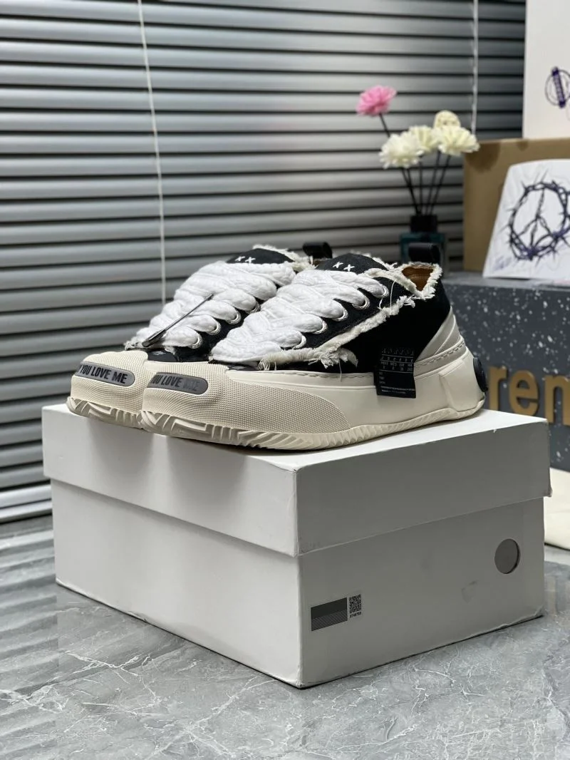 Exact replica Smilerepublic Shoes