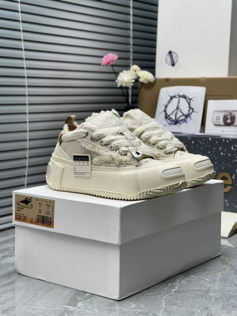 High accuracy Smilerepublic Shoes