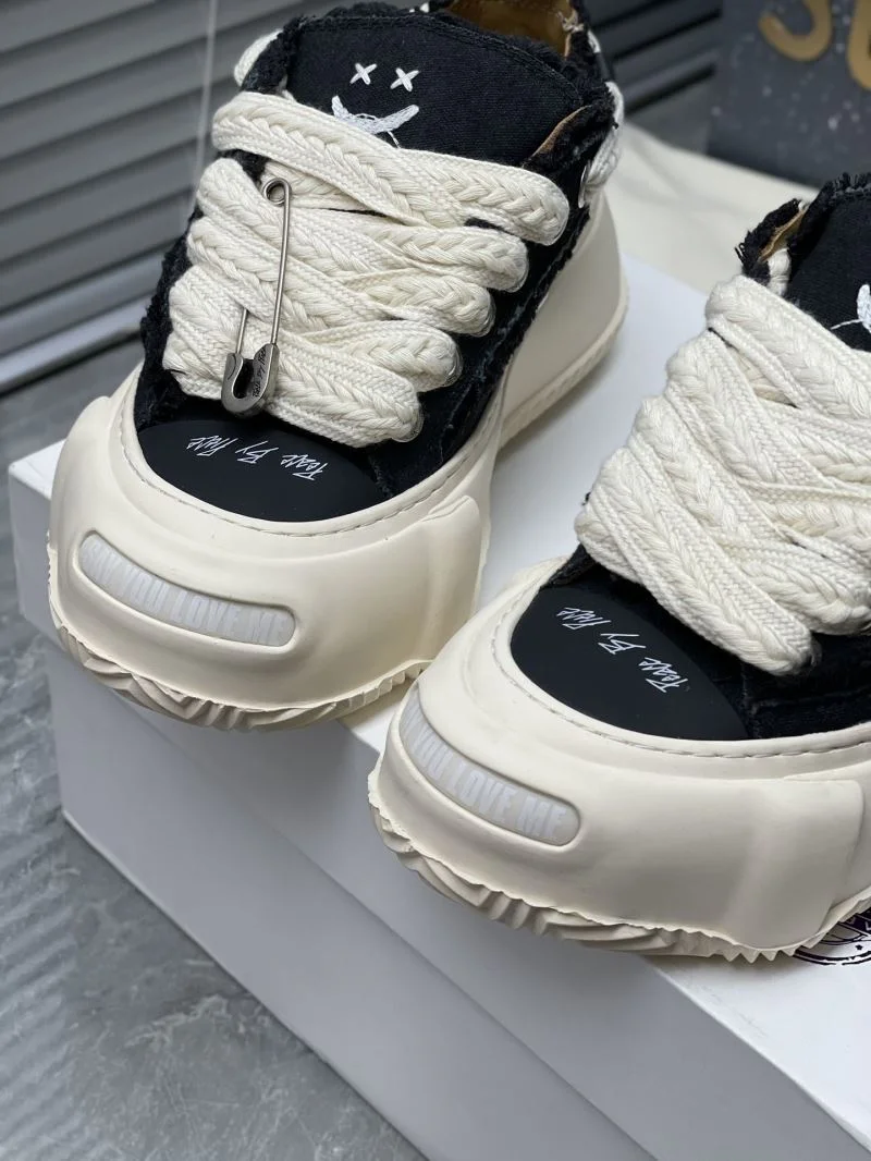 Brand-authenticated Smilerepublic Shoes