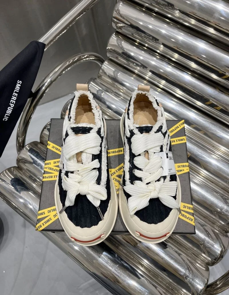 Smilerepublic Shoes
