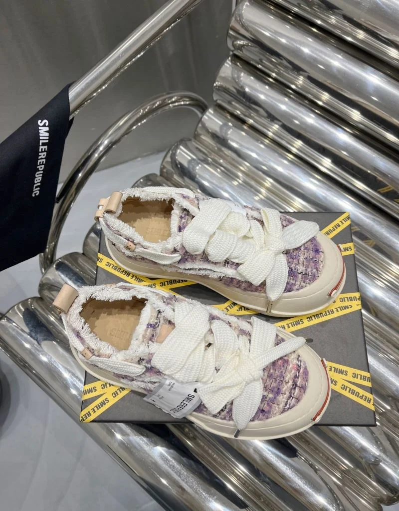 Precise copy Smilerepublic Shoes
