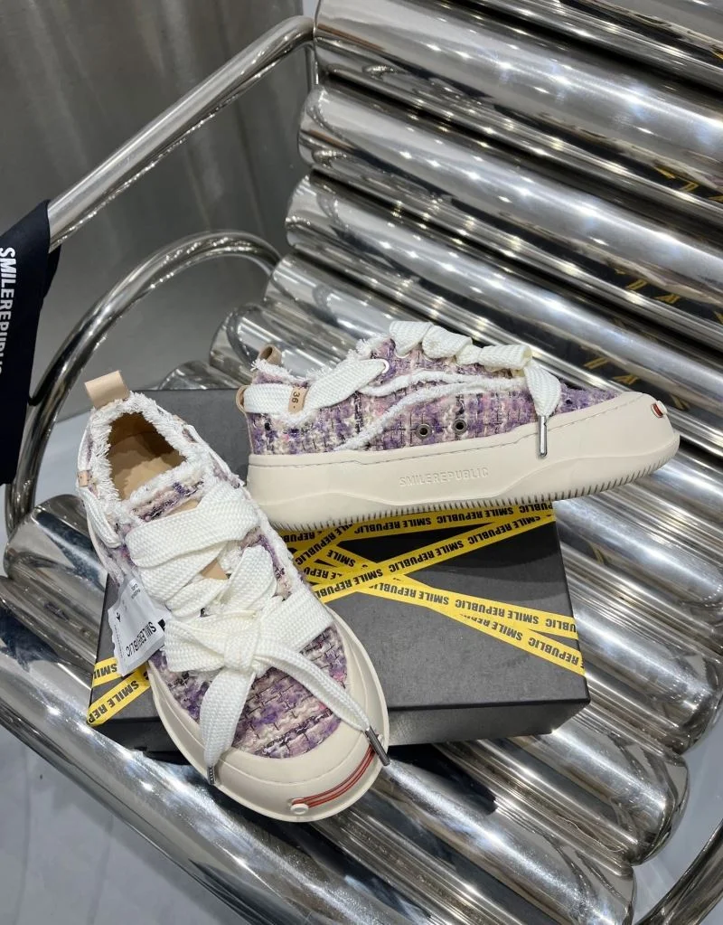 Precise copy Smilerepublic Shoes
