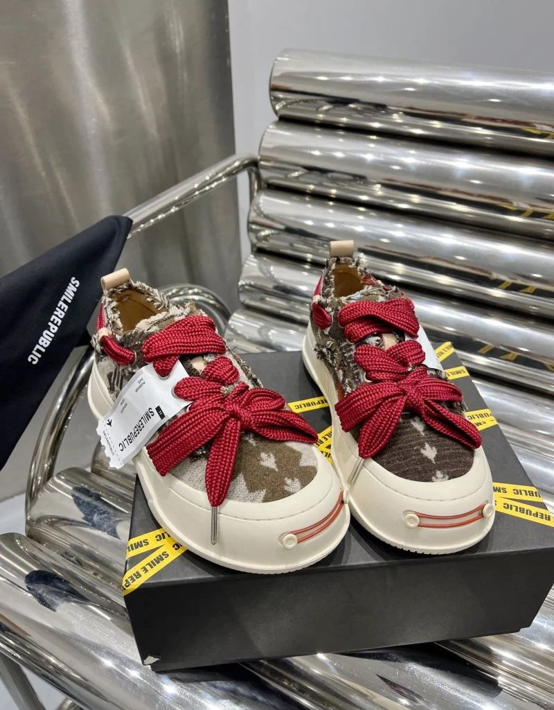 Smilerepublic Shoes