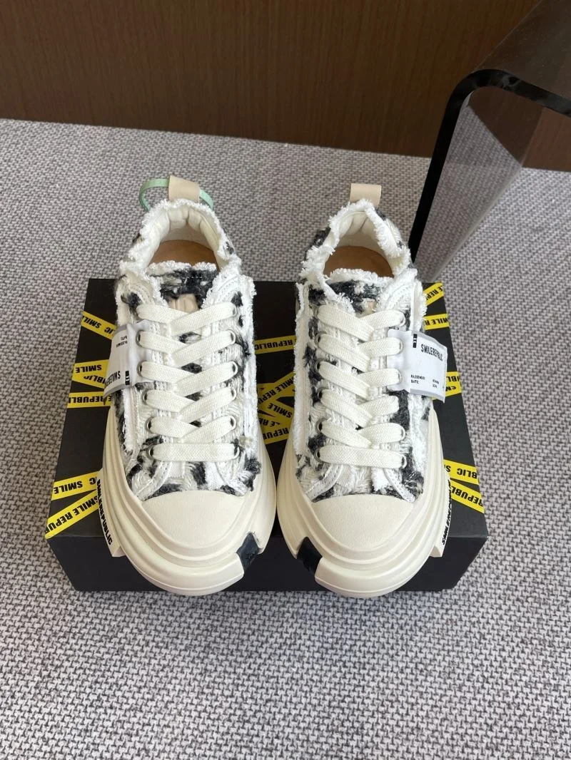 Smilerepublic Shoes