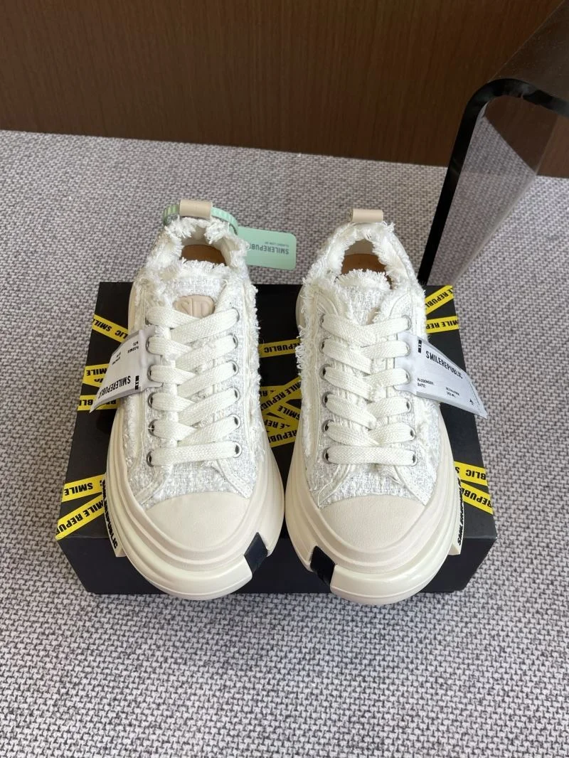 Smilerepublic Shoes