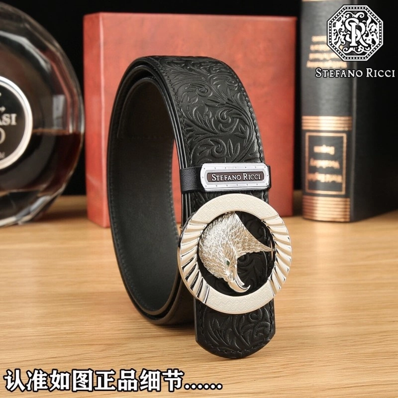 Accurate model Stefano Ricci Belts