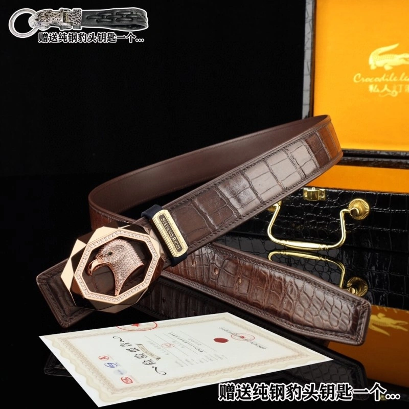 Accurate model Stefano Ricci Belts