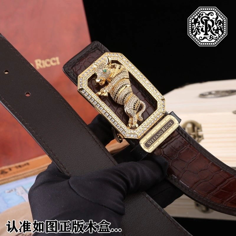 Accurate model Stefano Ricci Belts