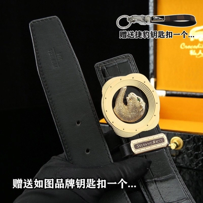 Accurate model Stefano Ricci Belts