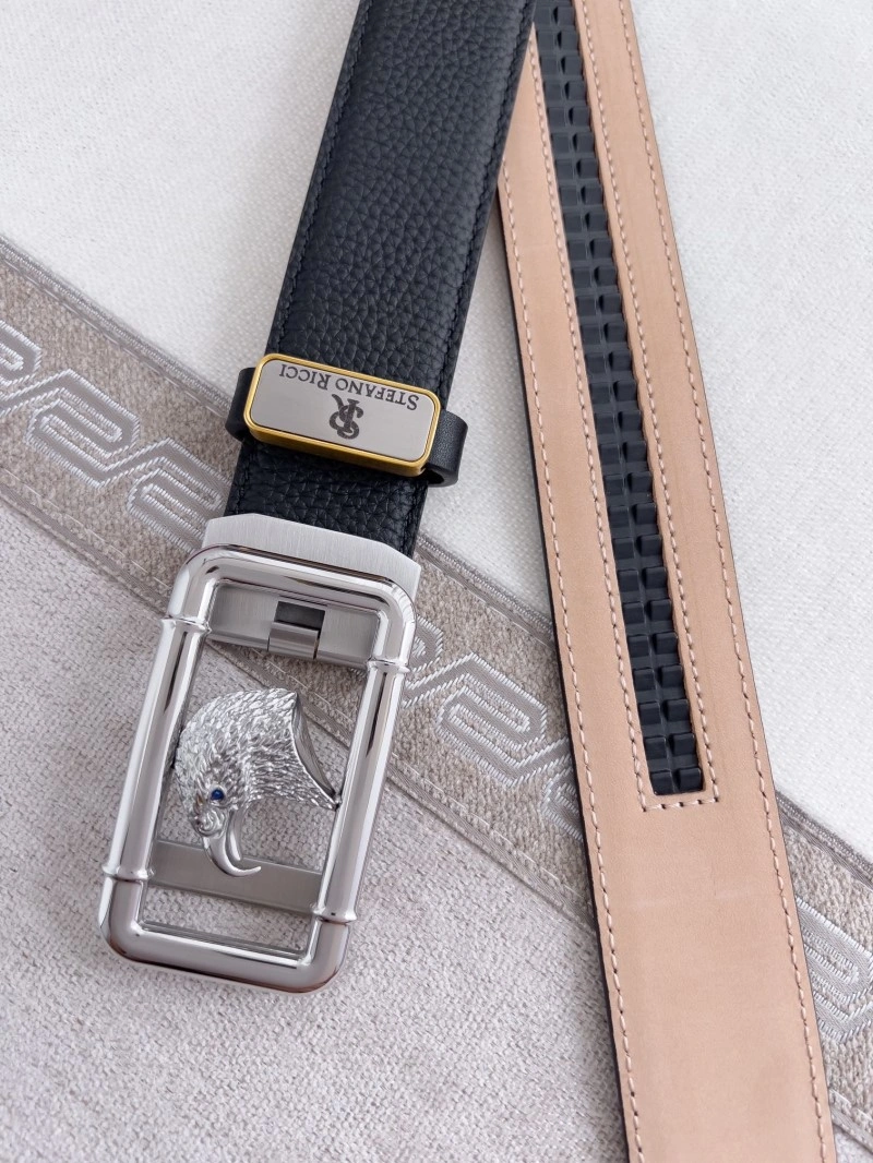 Accurate model Stefano Ricci Belts
