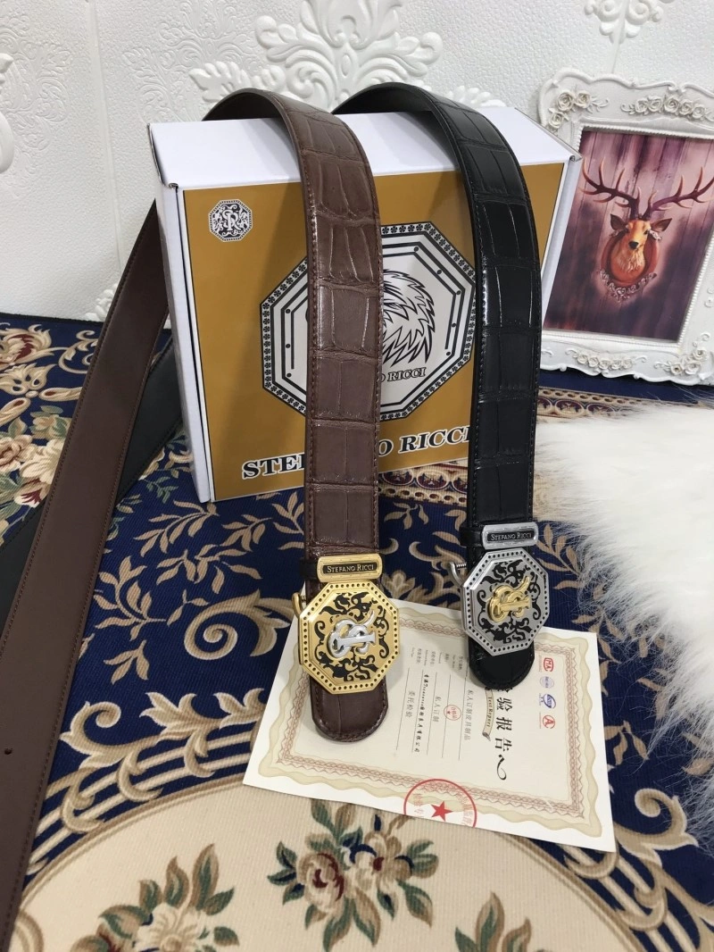 Accurate model Stefano Ricci Belts